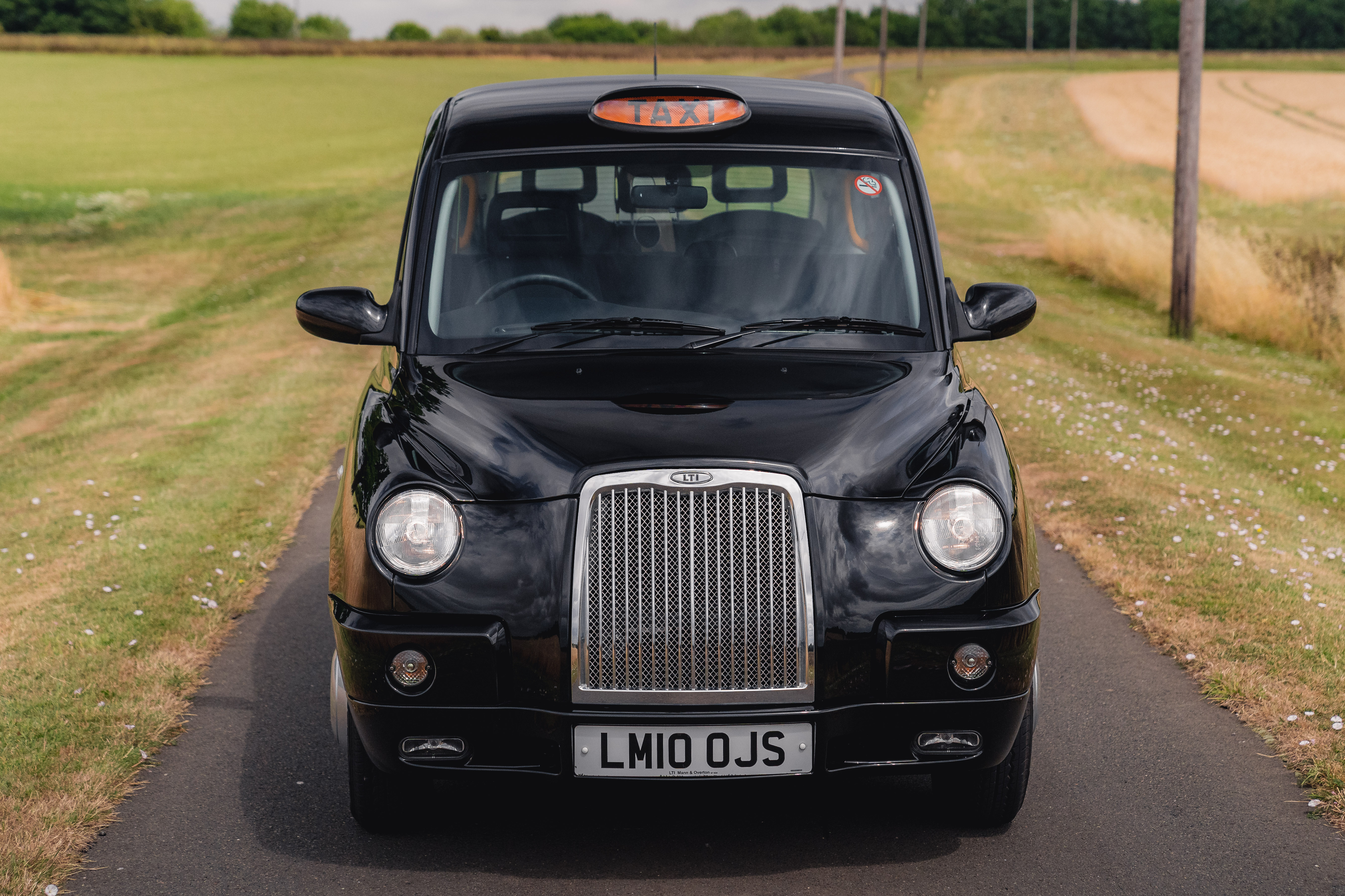 2010 LTI TX4 GOLD - 566 MILES