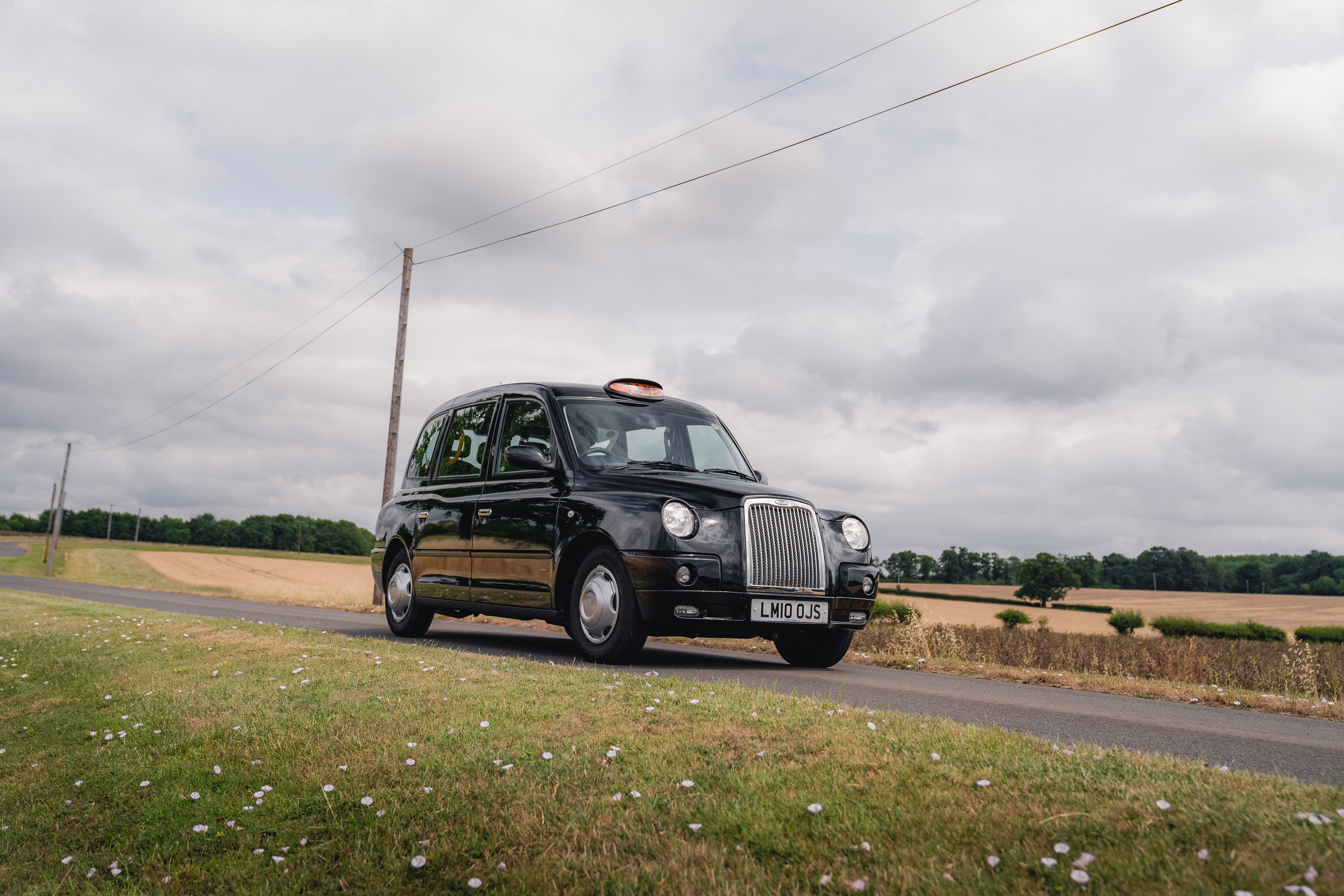 2010 LTI TX4 GOLD - 566 MILES