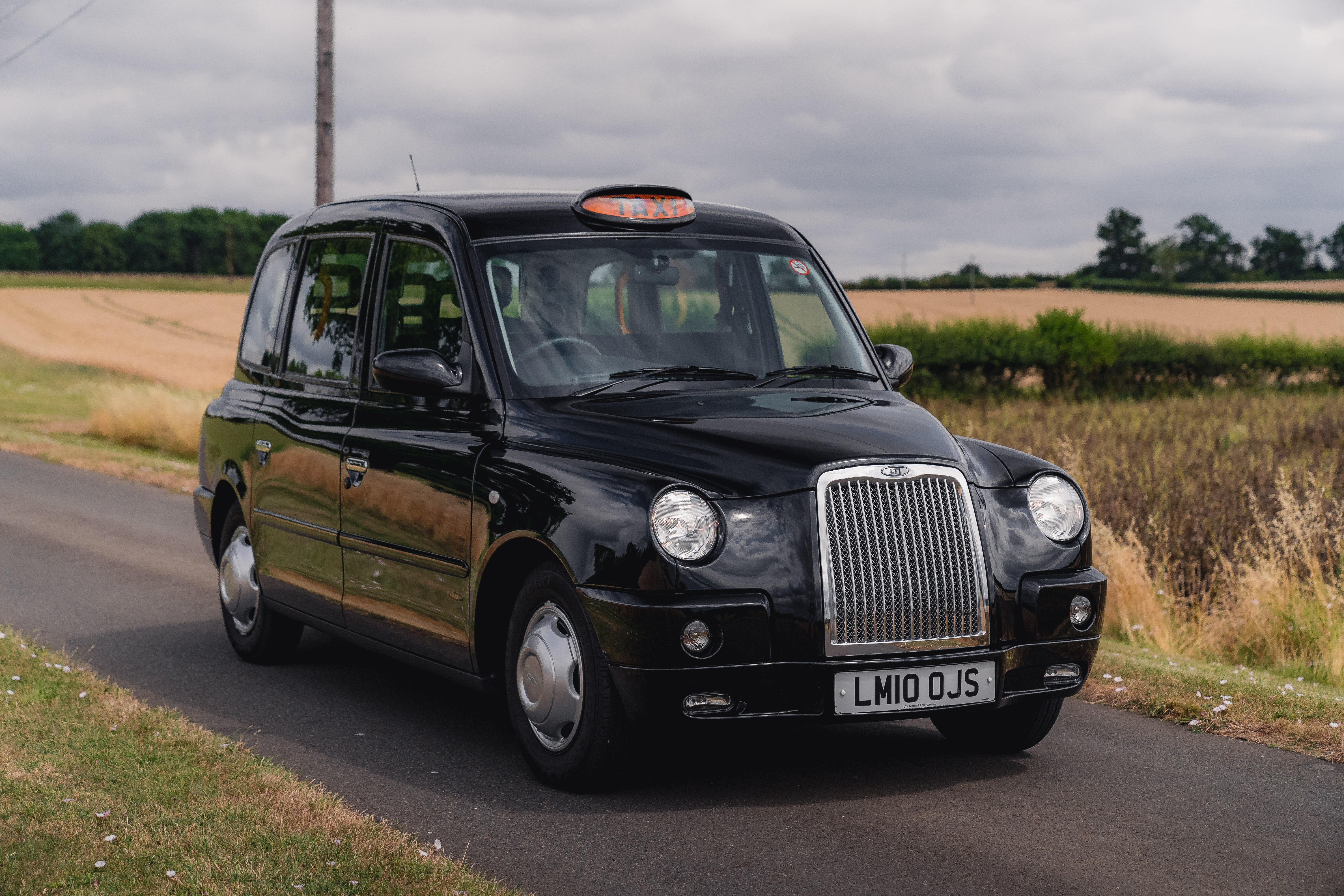2010 LTI TX4 GOLD - 566 MILES