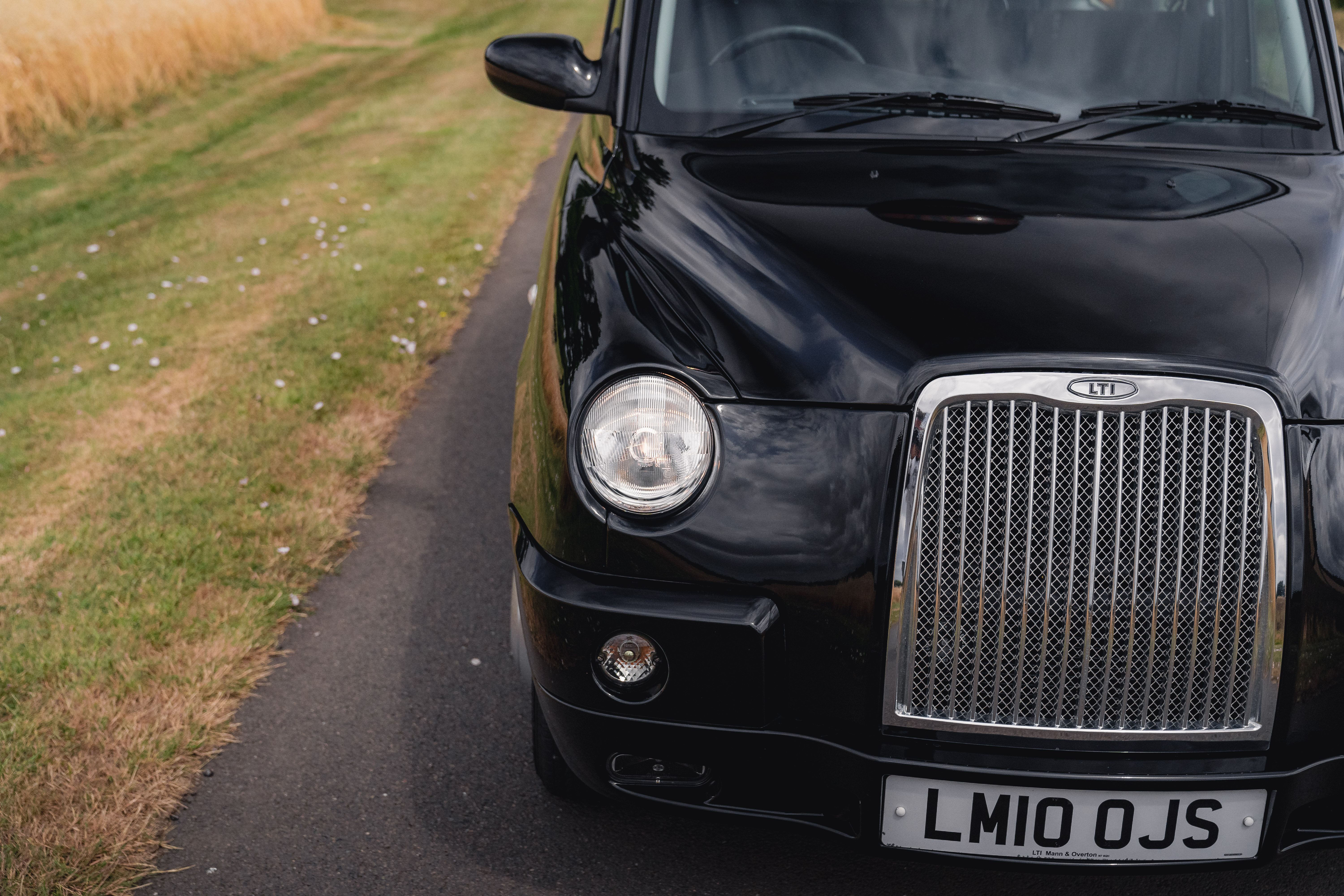 2010 LTI TX4 GOLD - 566 MILES