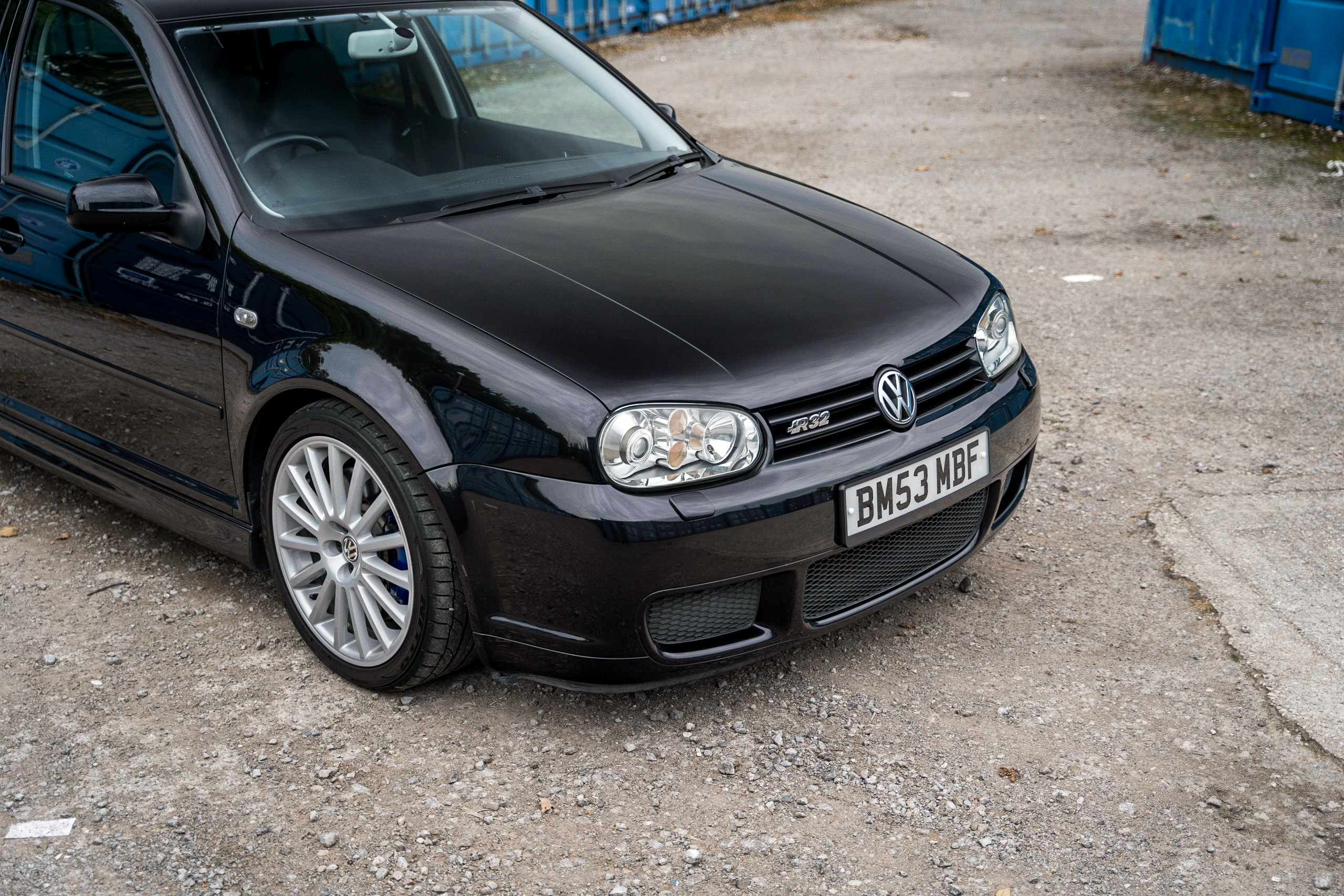 2004 VOLKSWAGEN GOLF (MK4) R32