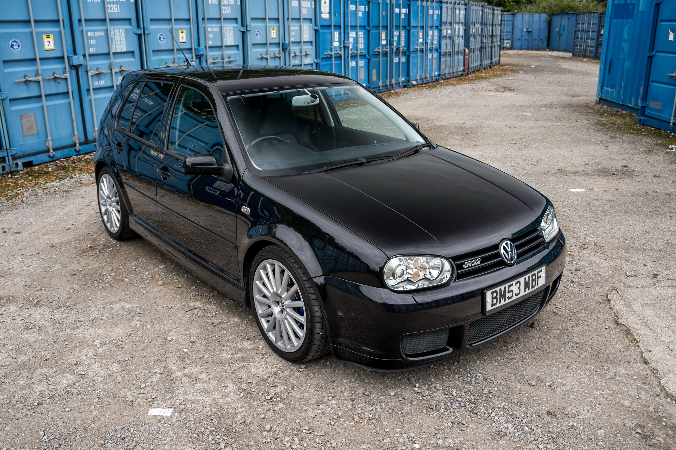 2004 VOLKSWAGEN GOLF (MK4) R32