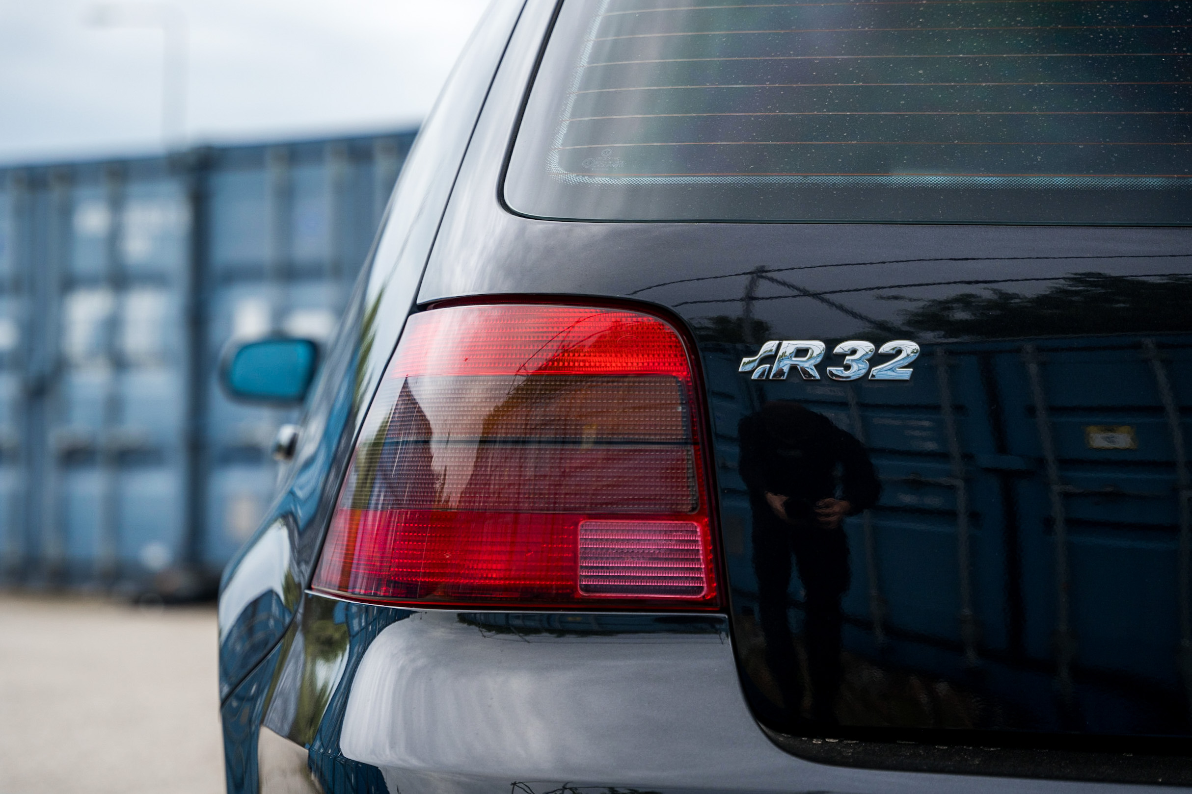 2004 VOLKSWAGEN GOLF (MK4) R32