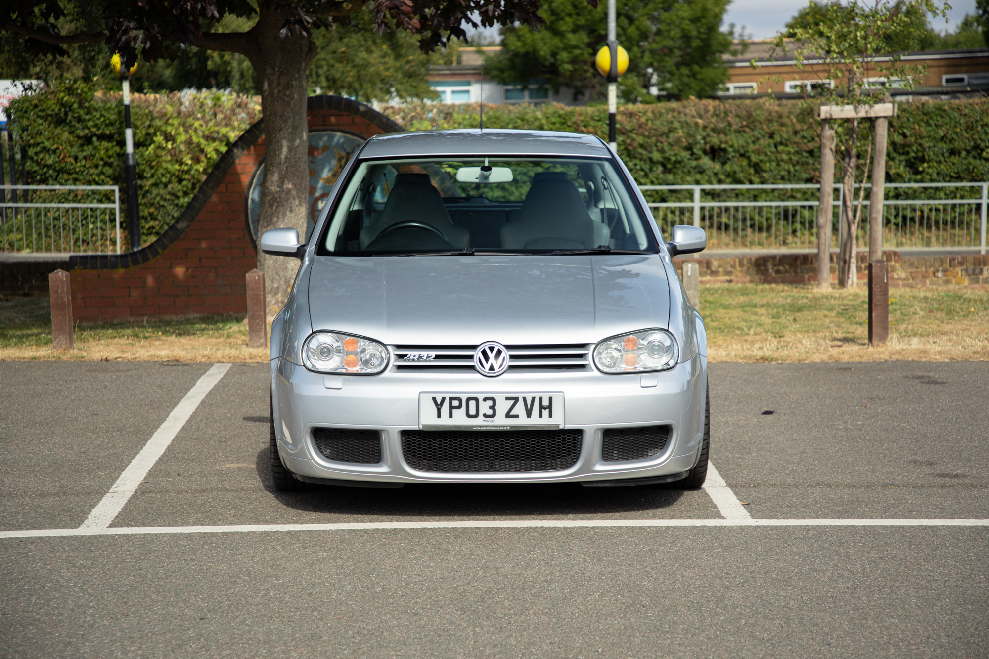 2003 VOLKSWAGEN GOLF (MK4) R32