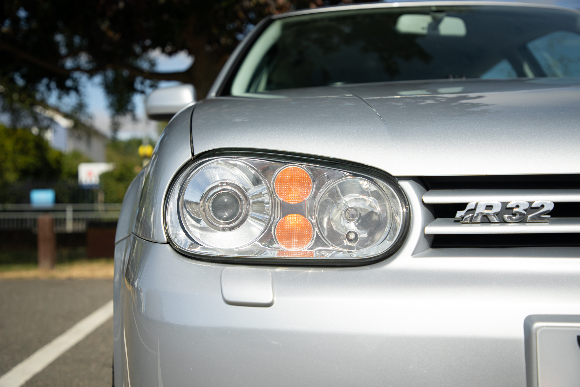 2003 VOLKSWAGEN GOLF (MK4) R32
