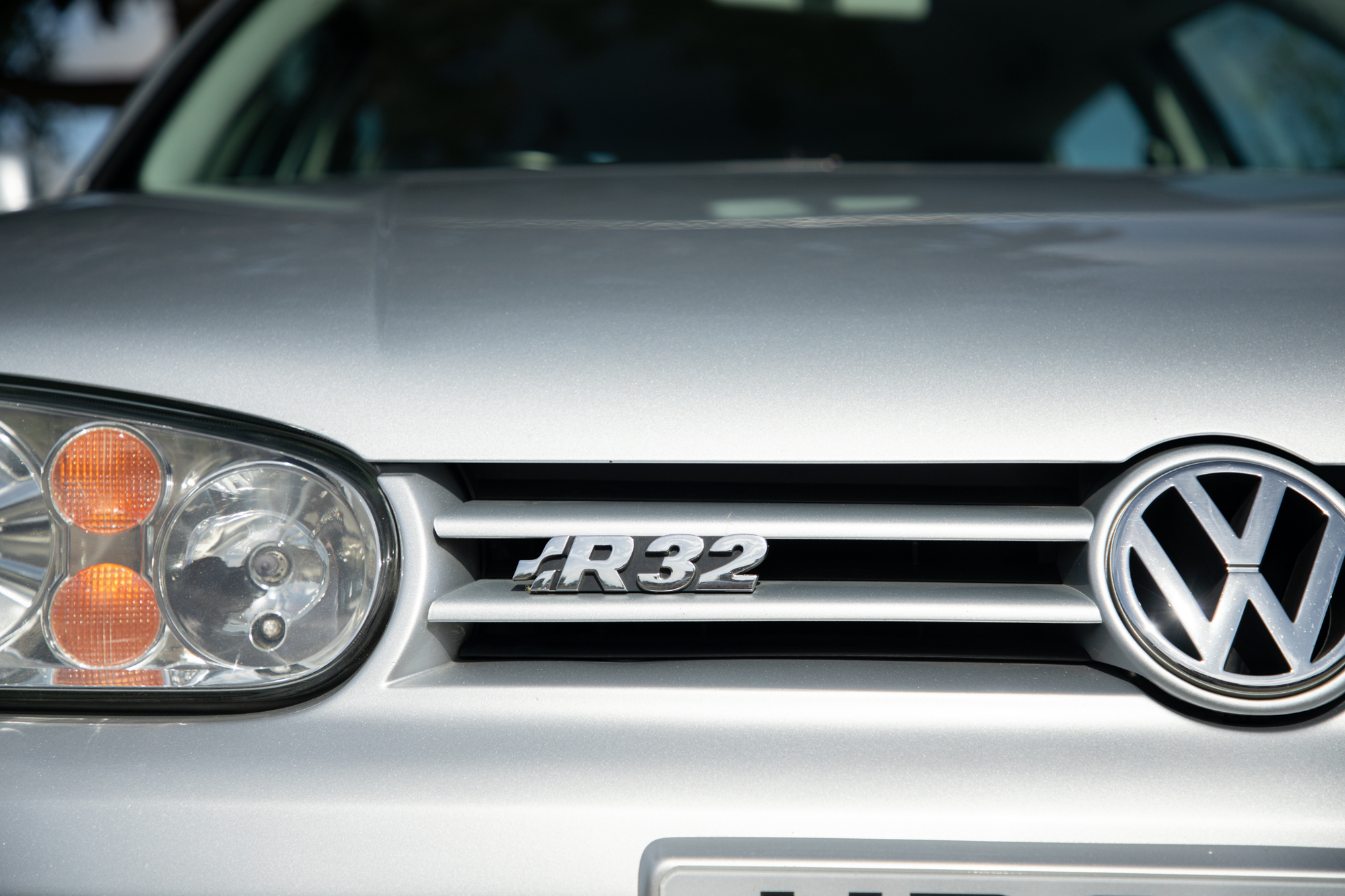 2003 VOLKSWAGEN GOLF (MK4) R32