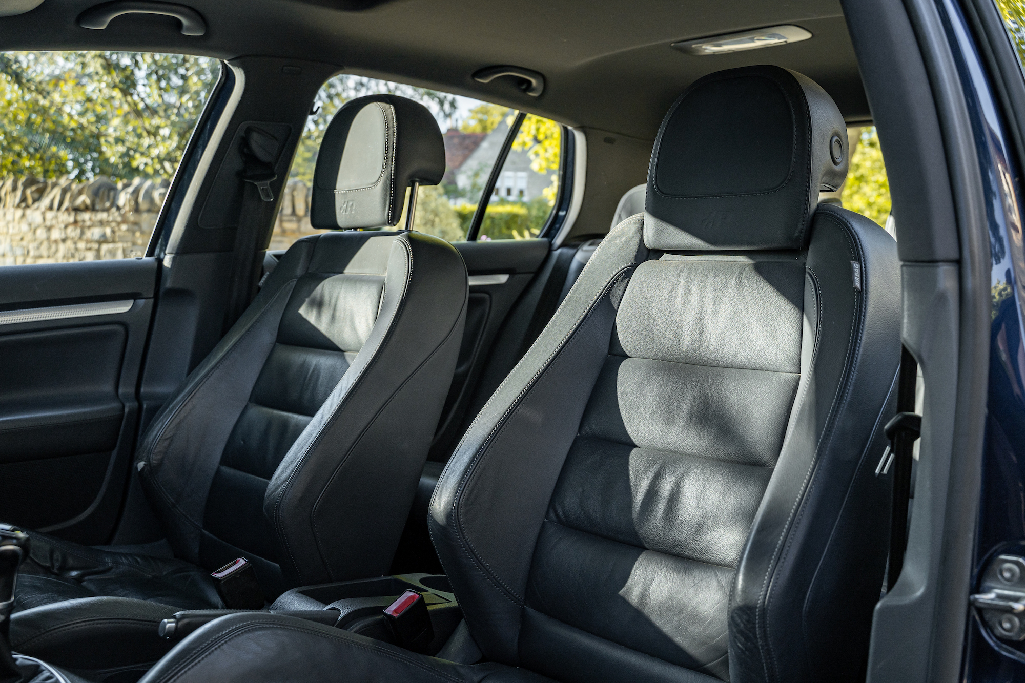 2006 VOLKSWAGEN GOLF (MK5) R32