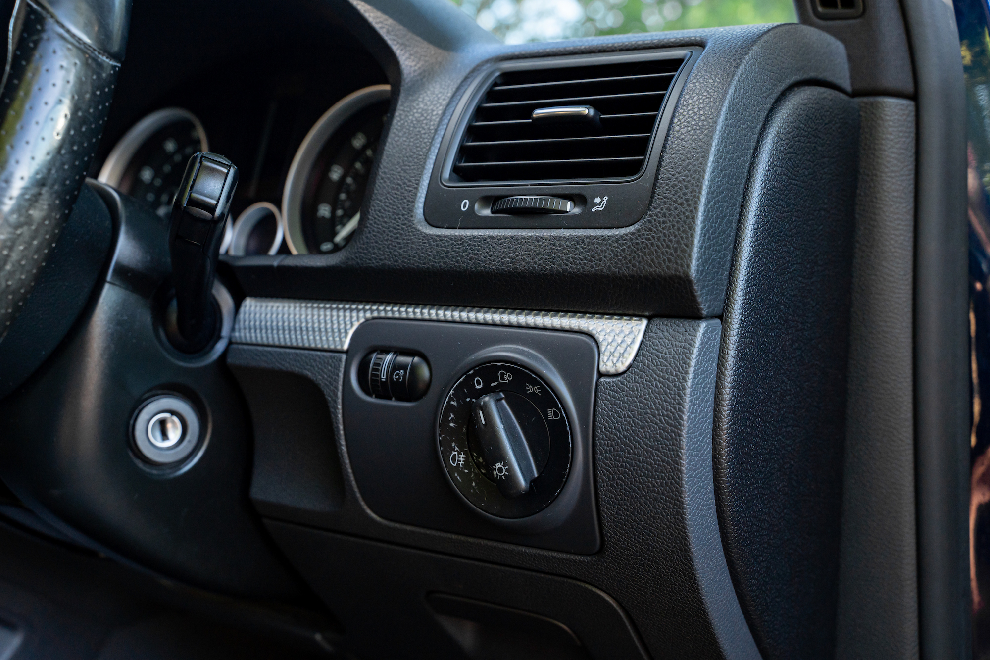 2006 VOLKSWAGEN GOLF (MK5) R32