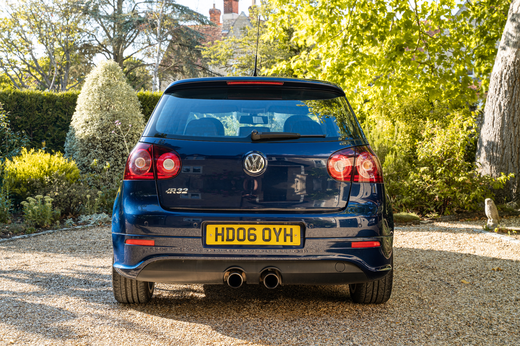 2006 VOLKSWAGEN GOLF (MK5) R32