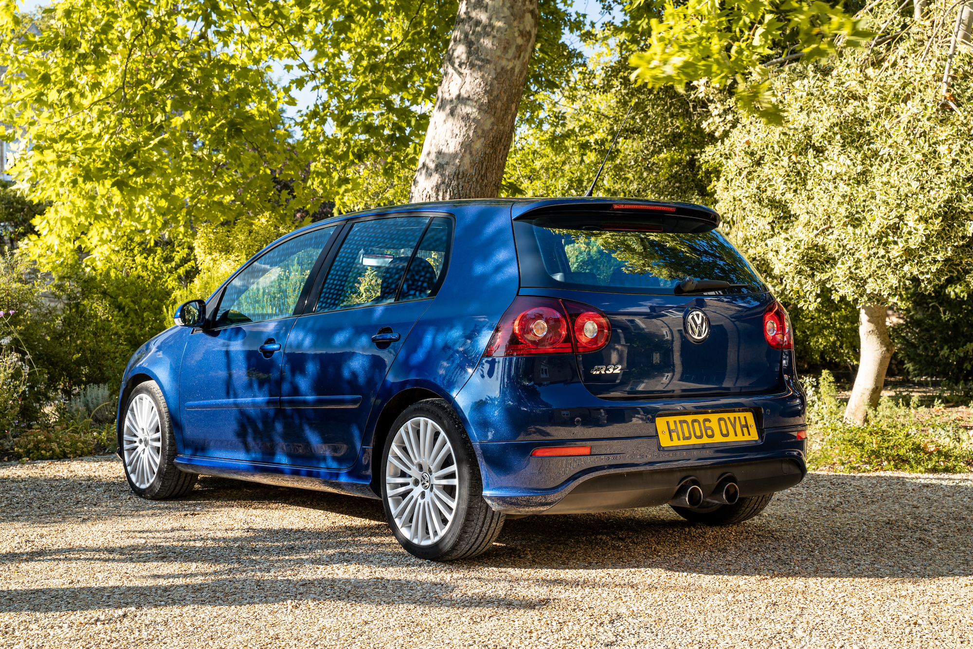 2006 VOLKSWAGEN GOLF (MK5) R32