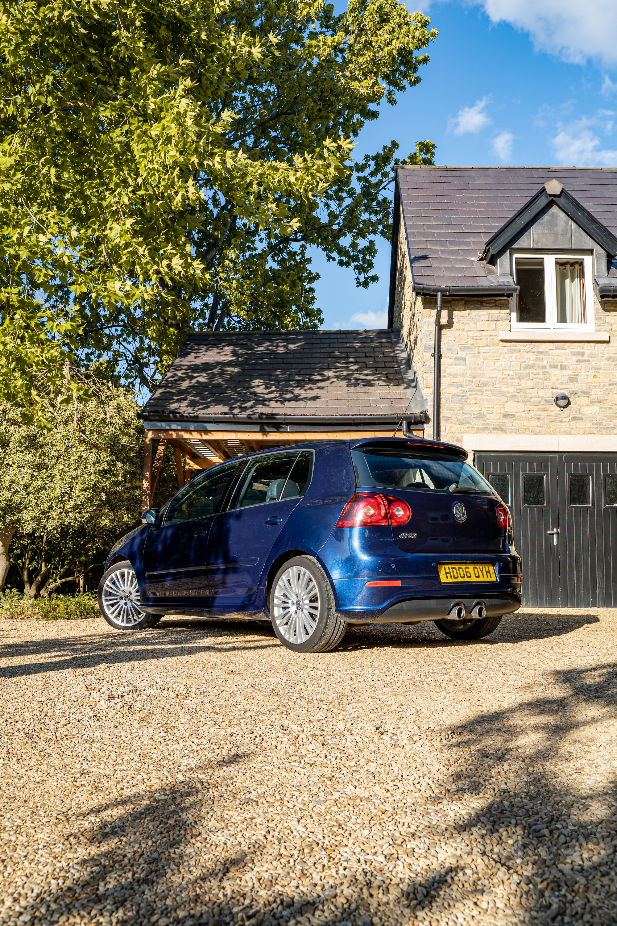 2006 VOLKSWAGEN GOLF (MK5) R32