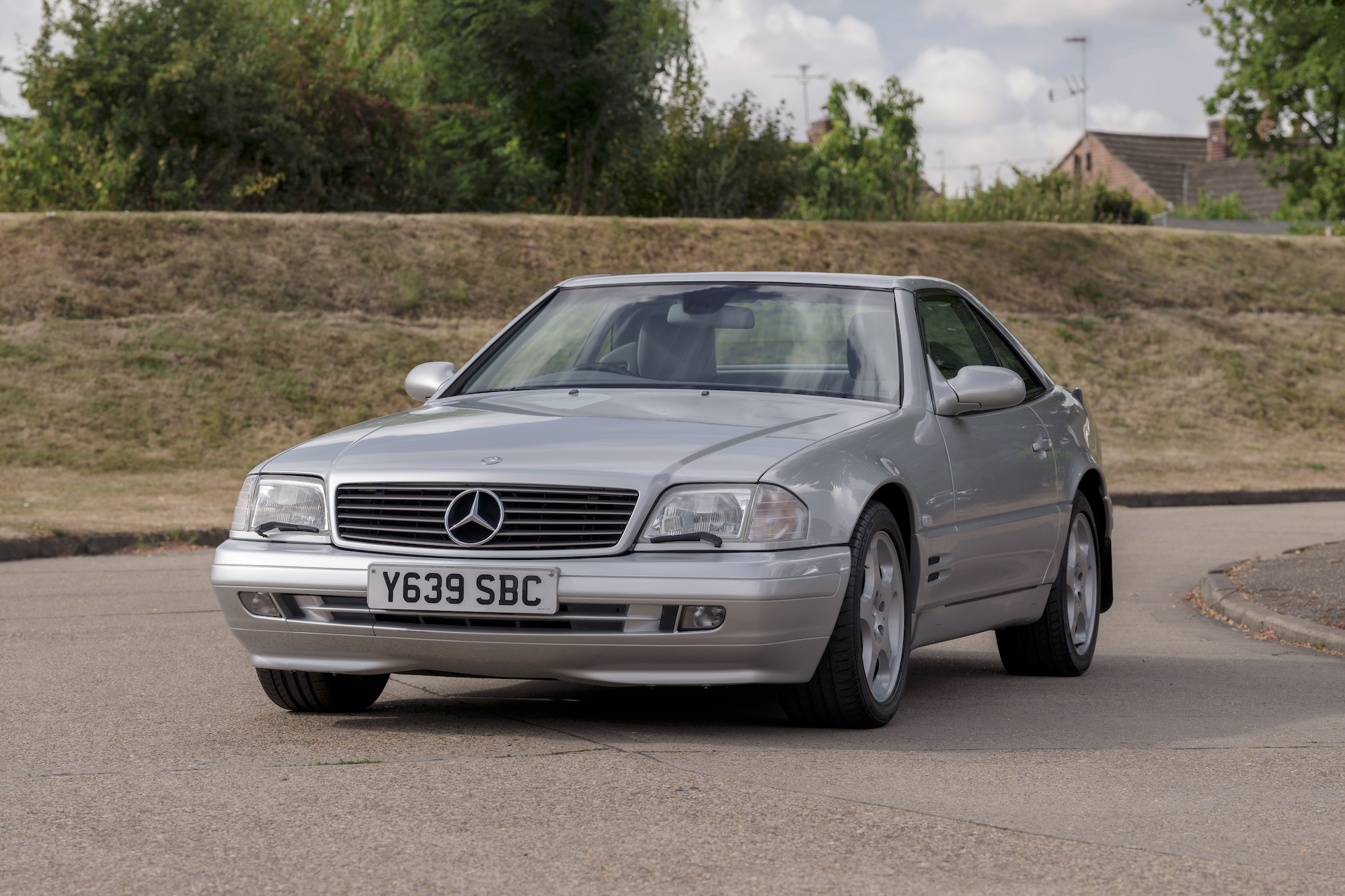 2001 MERCEDES-BENZ (R129) SL320 - 28,668 MILES for sale by auction in ...