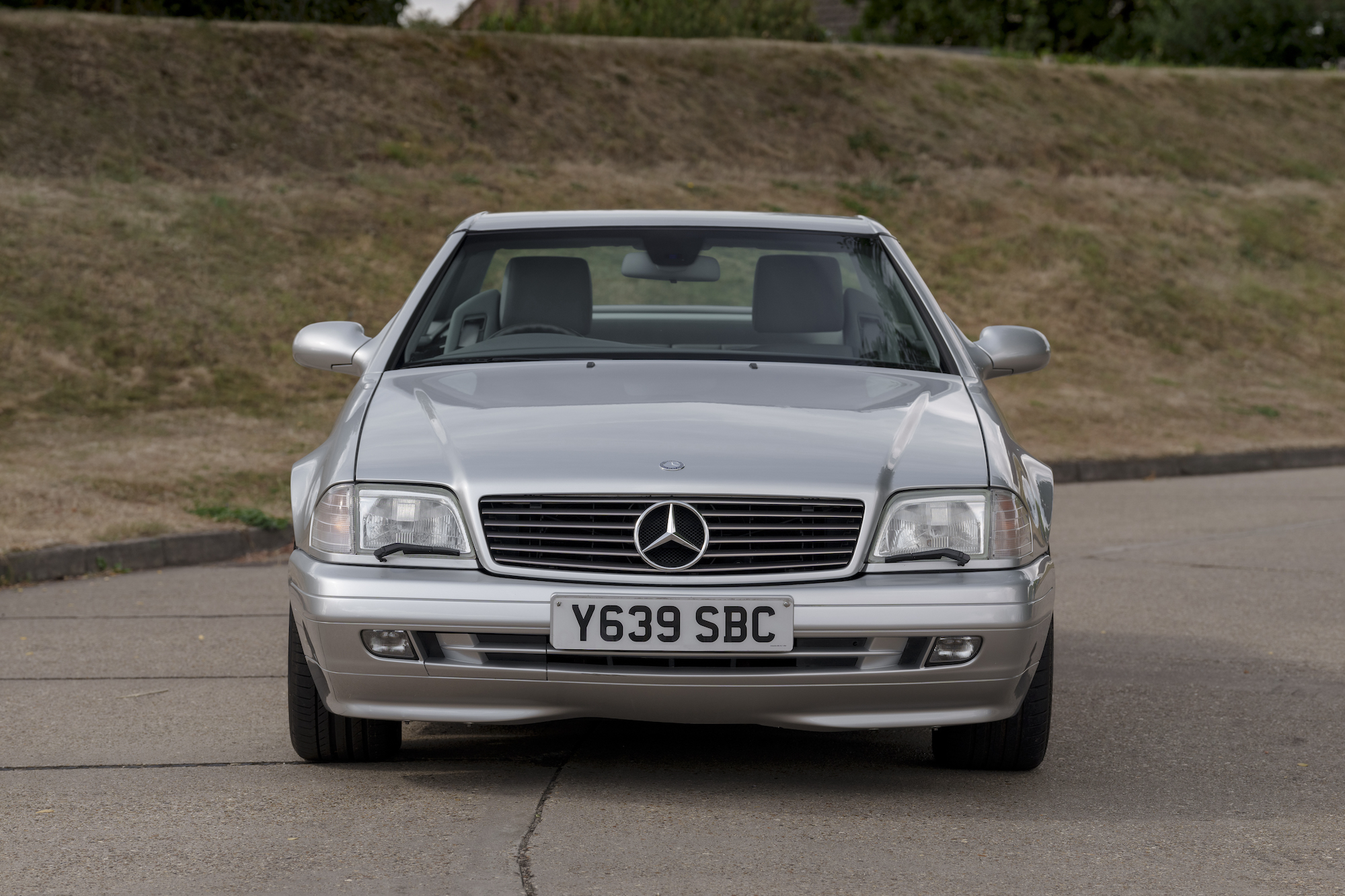 2001 MERCEDES-BENZ (R129) SL320 - 28,668 MILES for sale by auction in ...
