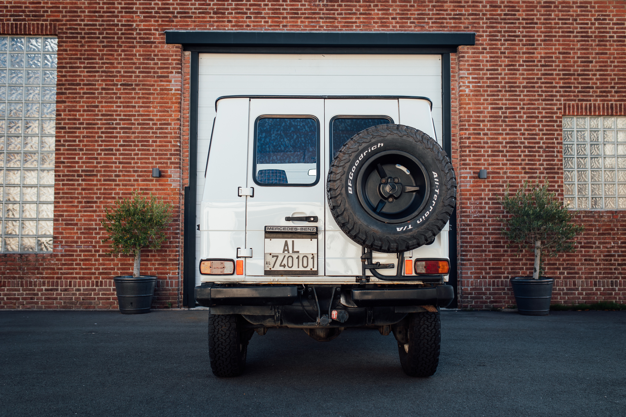 1981 MERCEDES-BENZ (W460) 240 GD SWB