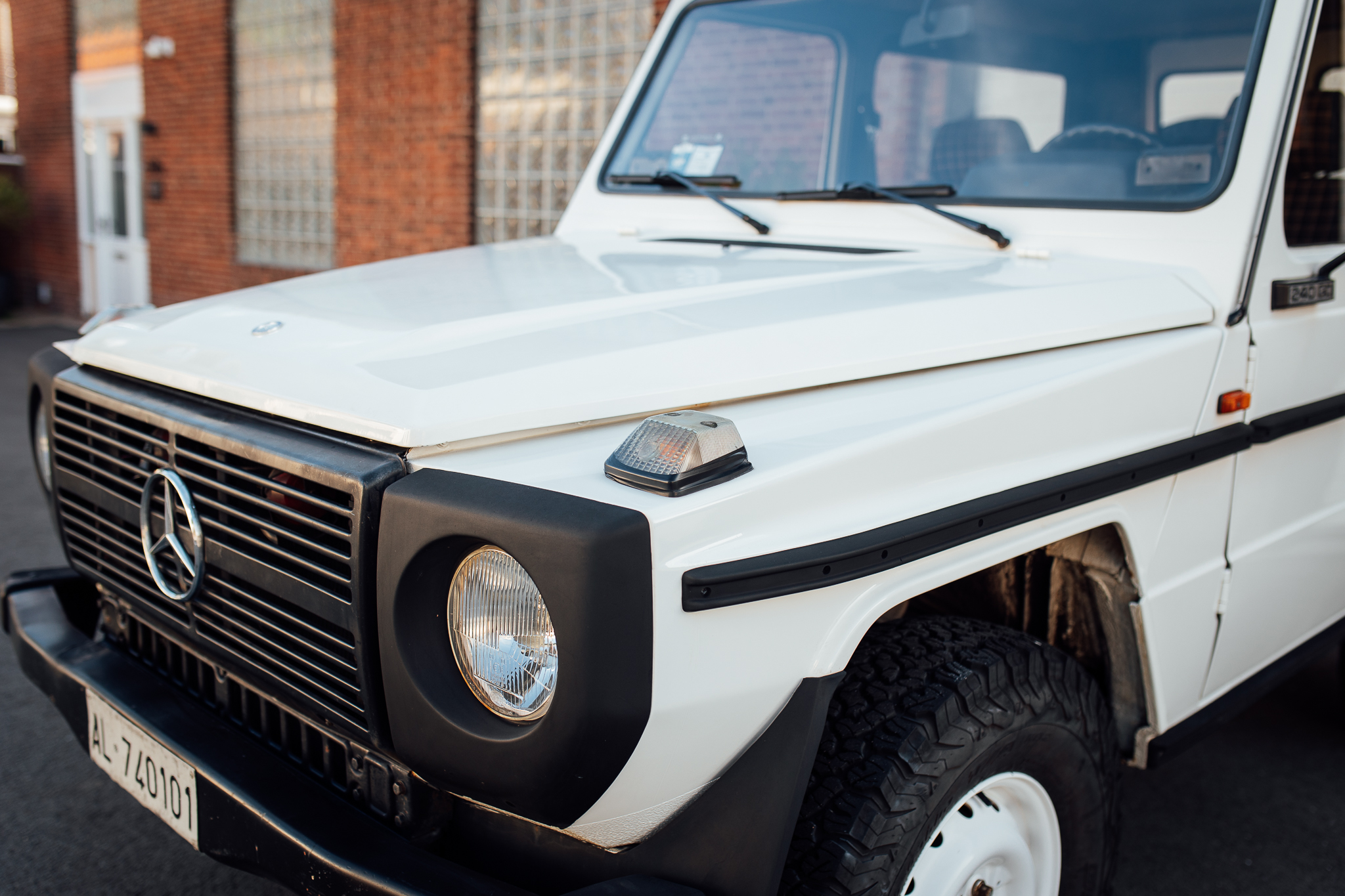 1981 MERCEDES-BENZ (W460) 240 GD SWB