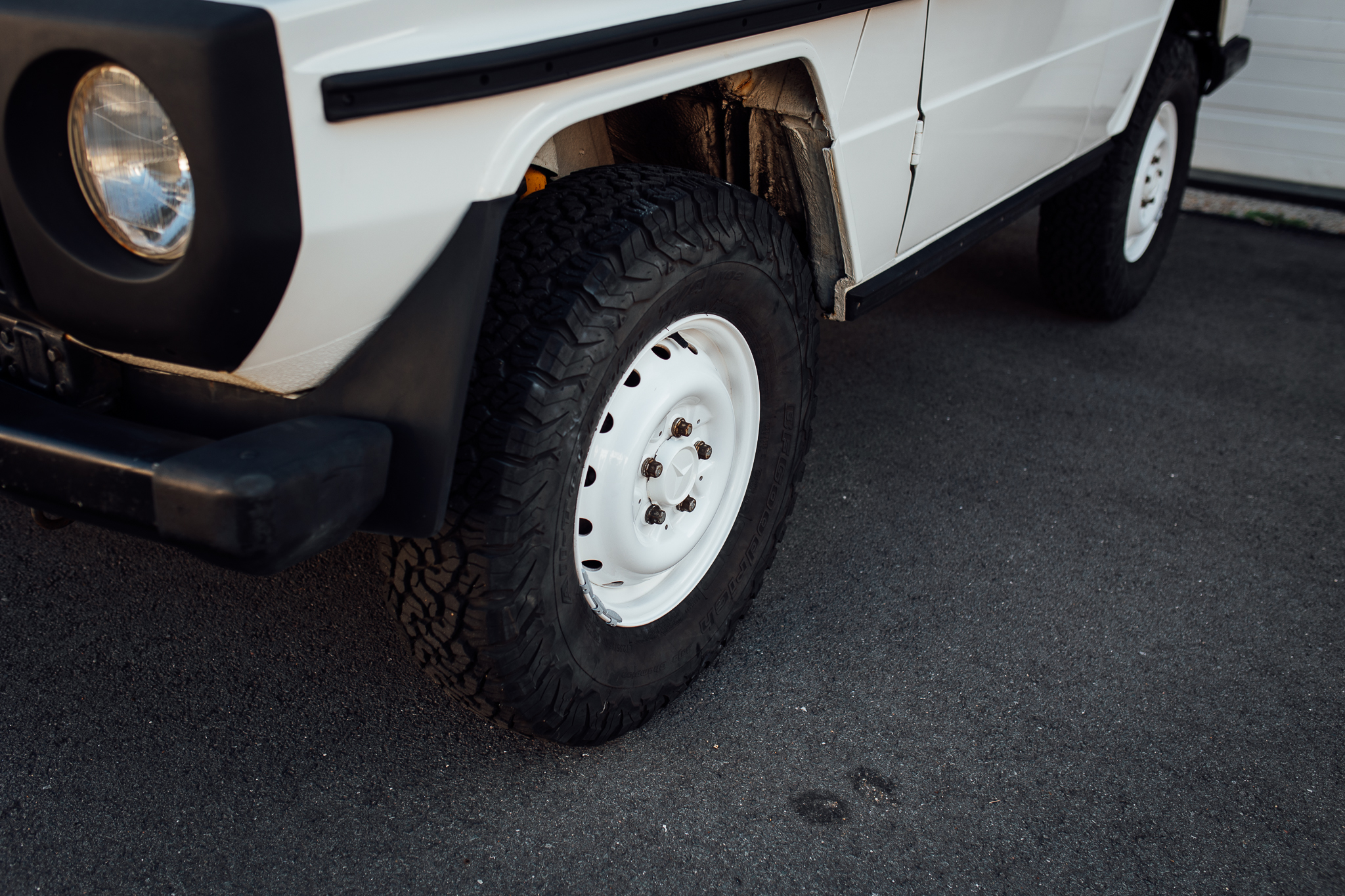 1981 MERCEDES-BENZ (W460) 240 GD SWB