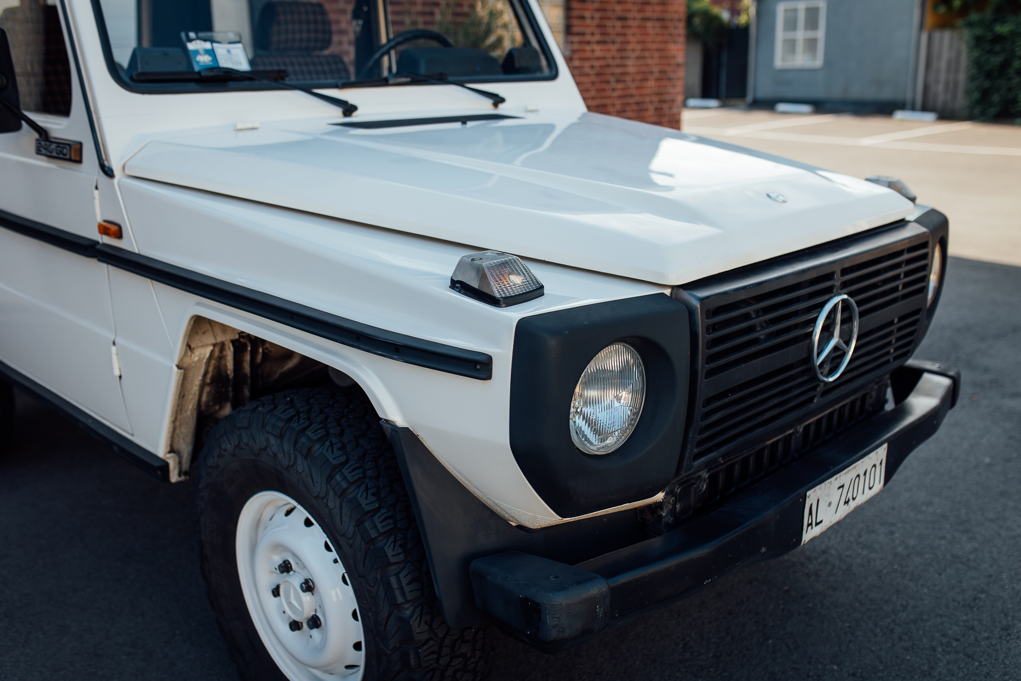 1981 MERCEDES-BENZ (W460) 240 GD SWB