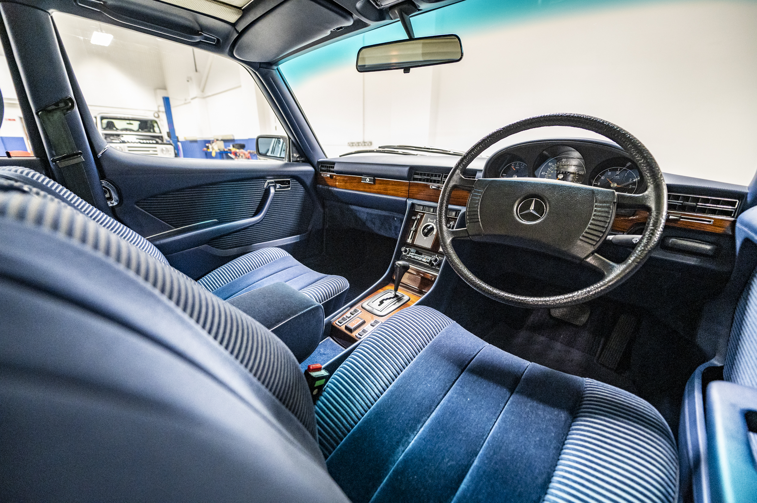 1979 MERCEDES-BENZ (W116) 450 SEL - 22,363 MILES