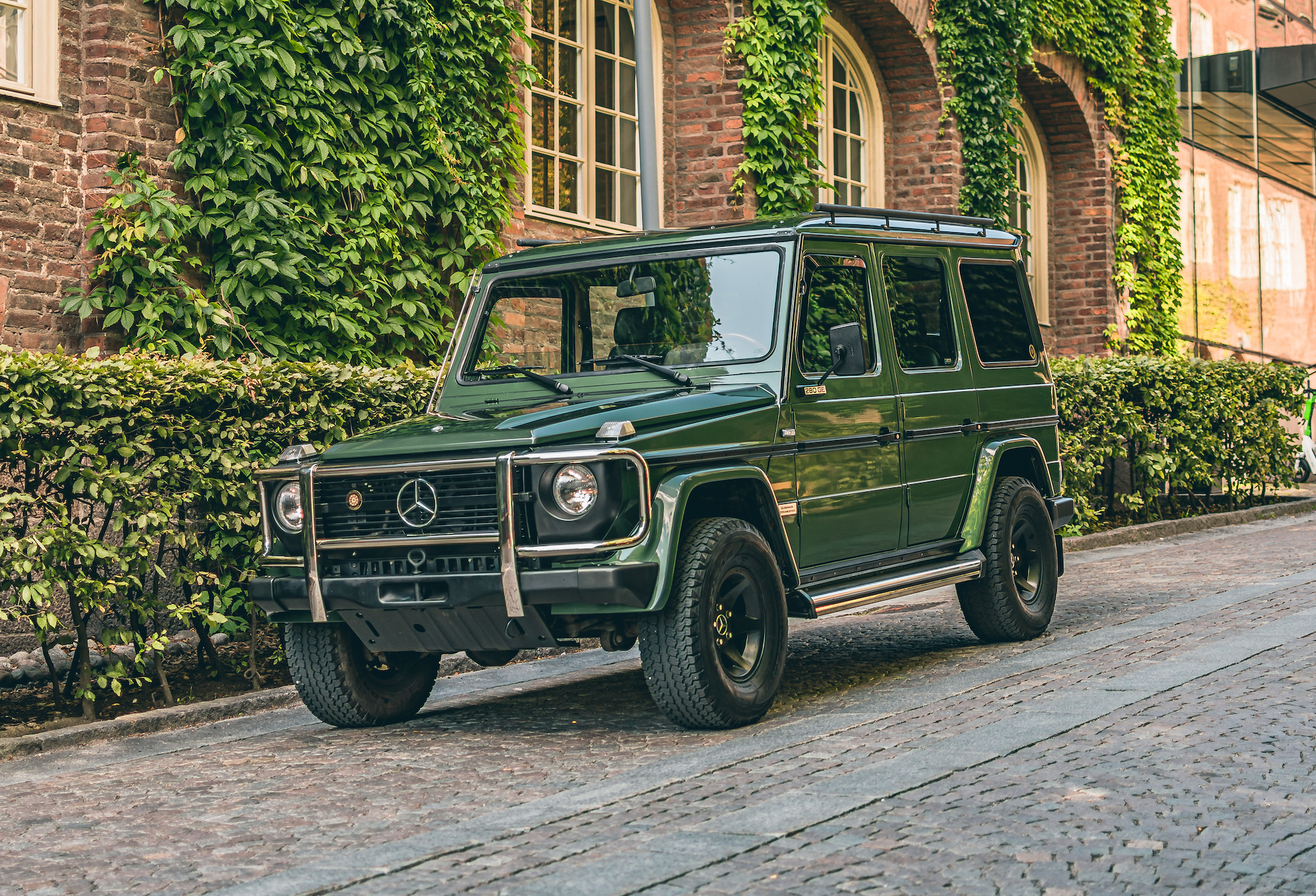 1988 MERCEDES-BENZ (W460) 280GE LWB