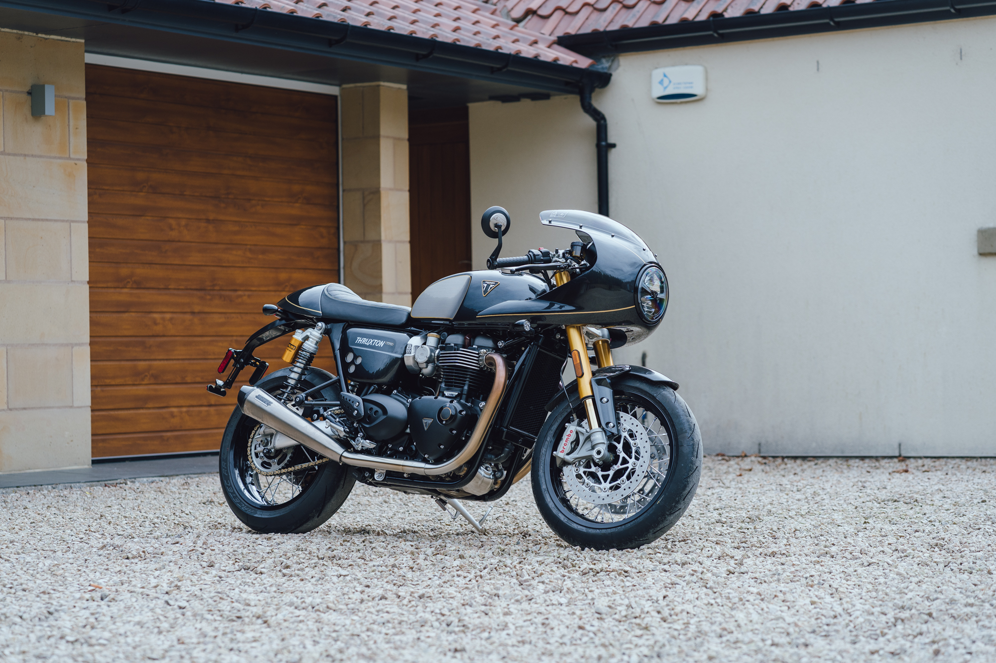 2020 TRIUMPH THRUXTON TFC - 71 MILES