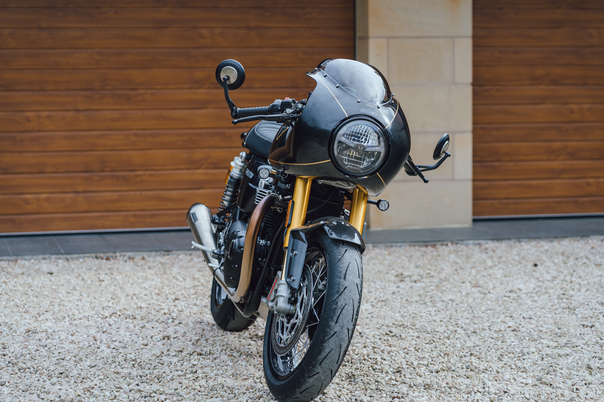 2020 TRIUMPH THRUXTON TFC - 71 MILES
