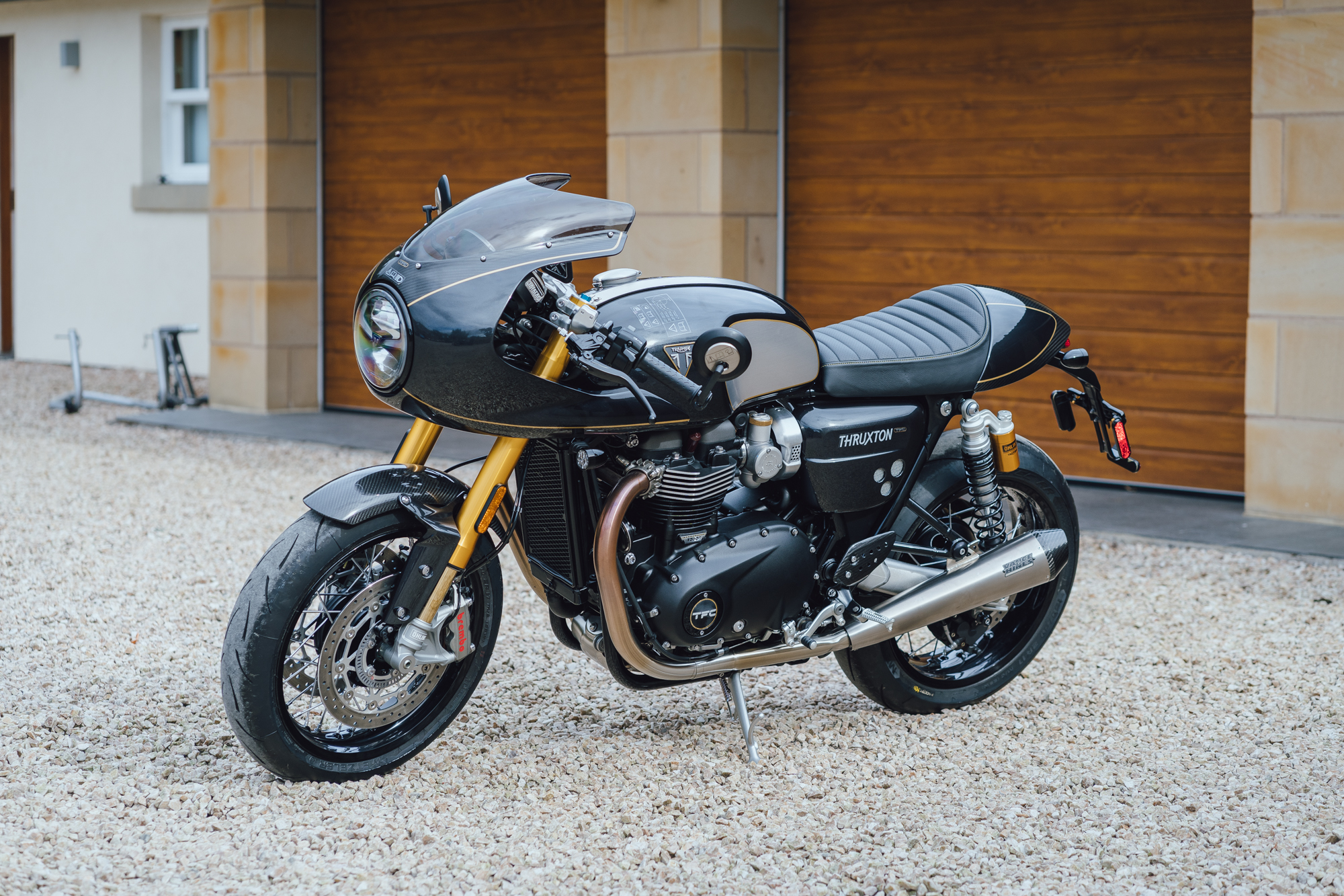 2020 TRIUMPH THRUXTON TFC - 71 MILES
