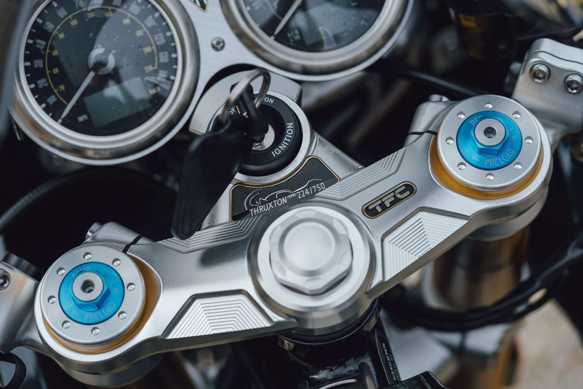 2020 TRIUMPH THRUXTON TFC - 71 MILES
