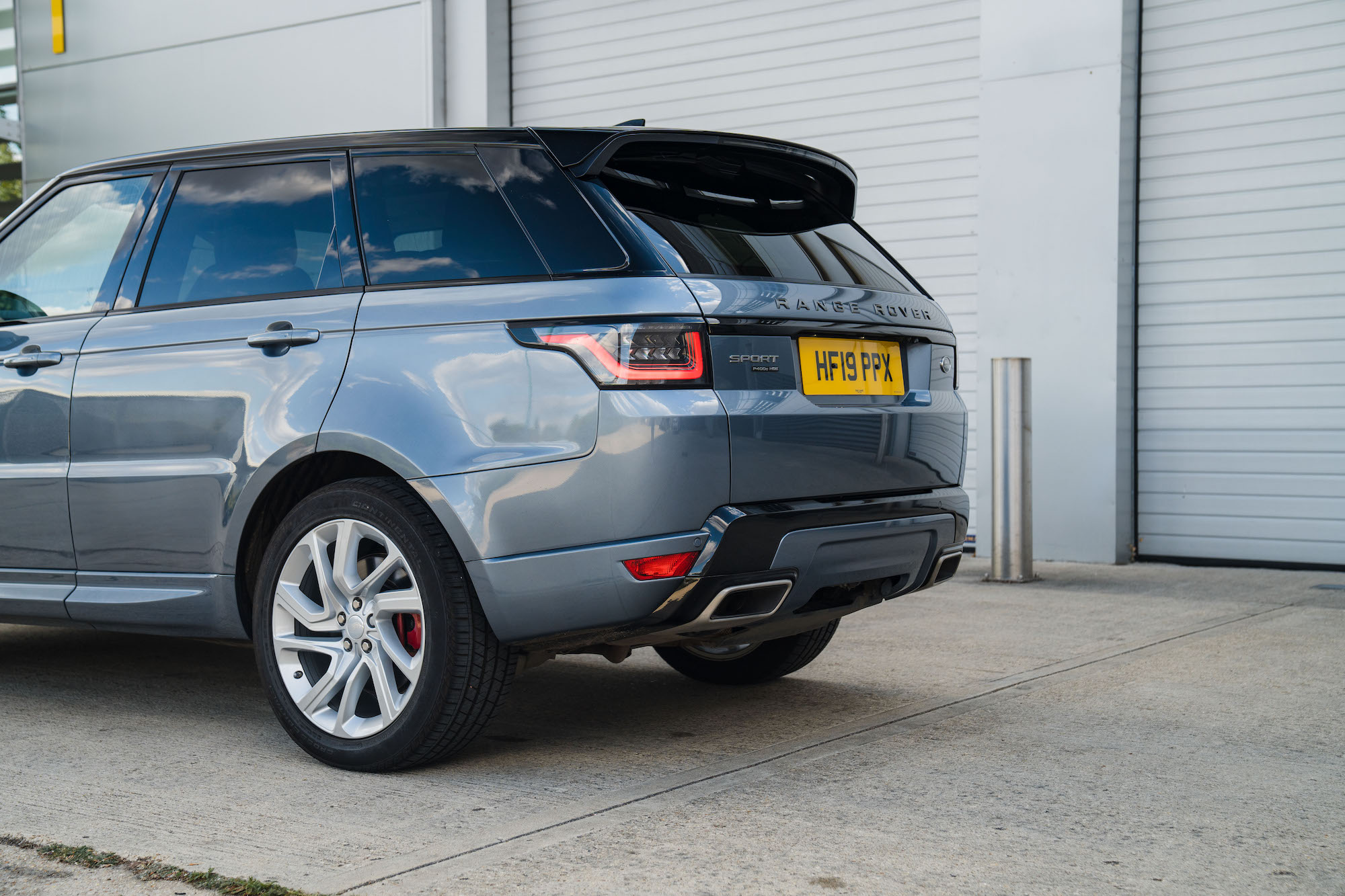 2019 RANGE ROVER SPORT P400E HSE