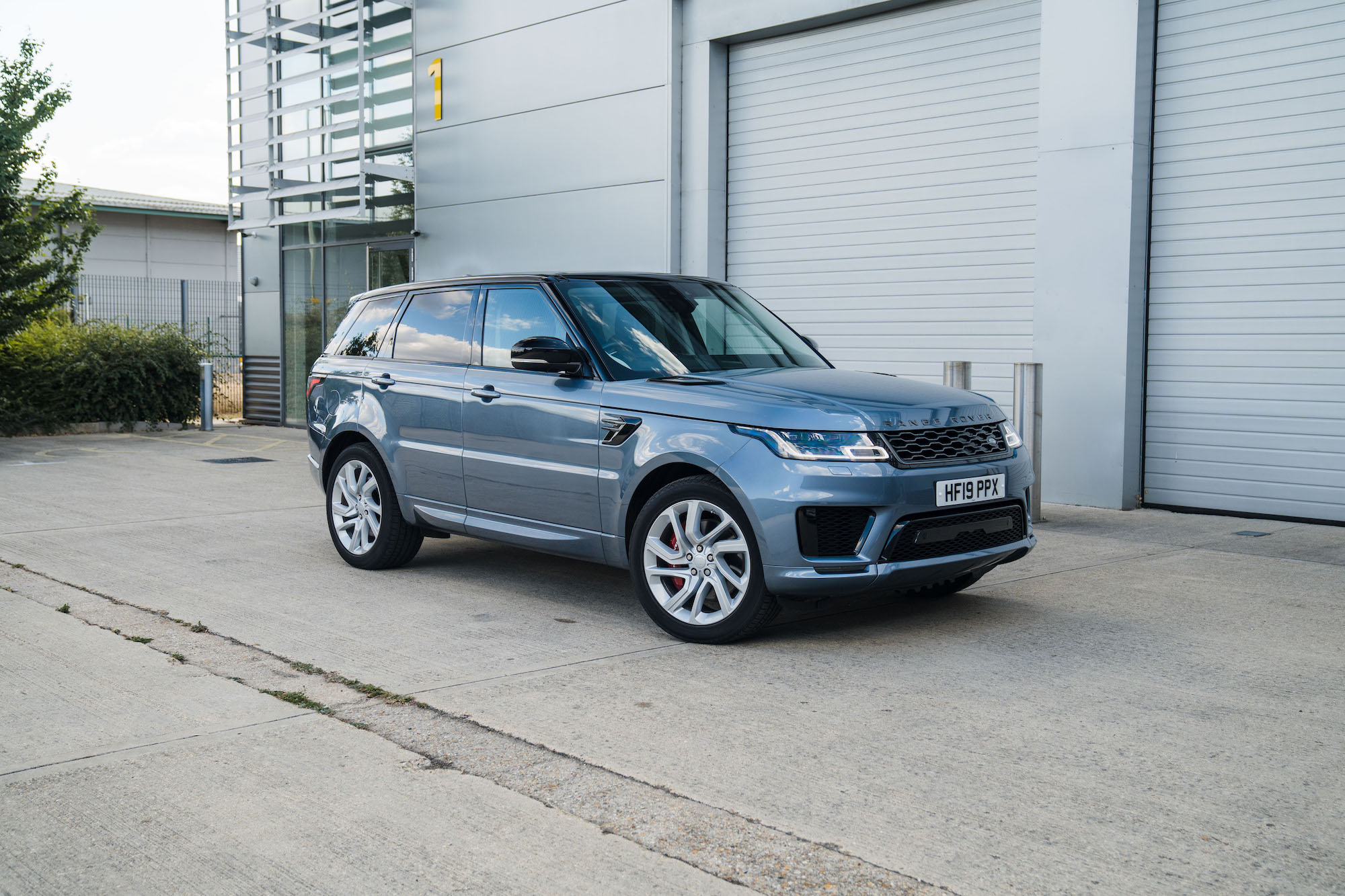 2019 RANGE ROVER SPORT P400E HSE