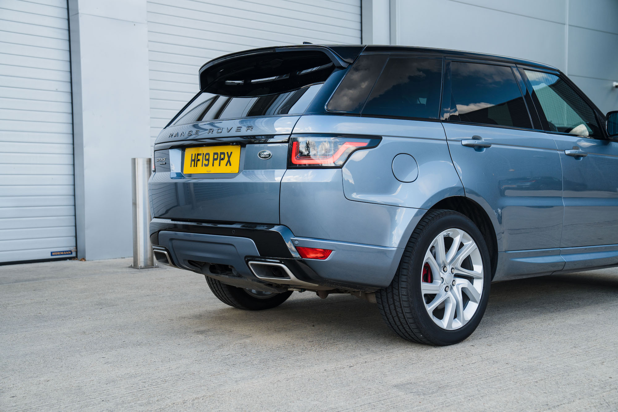 2019 RANGE ROVER SPORT P400E HSE