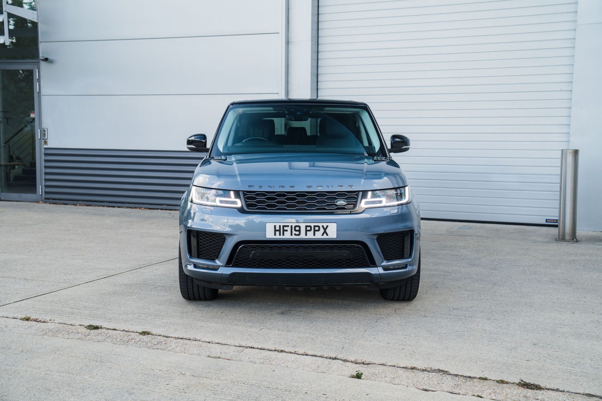 2019 RANGE ROVER SPORT P400E HSE