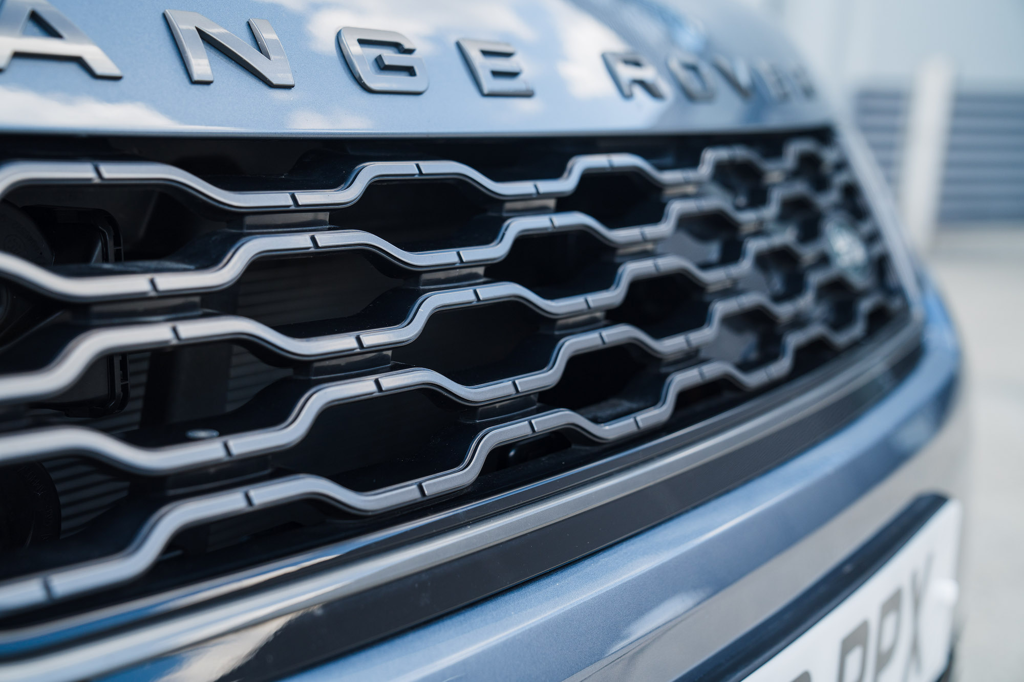 2019 RANGE ROVER SPORT P400E HSE