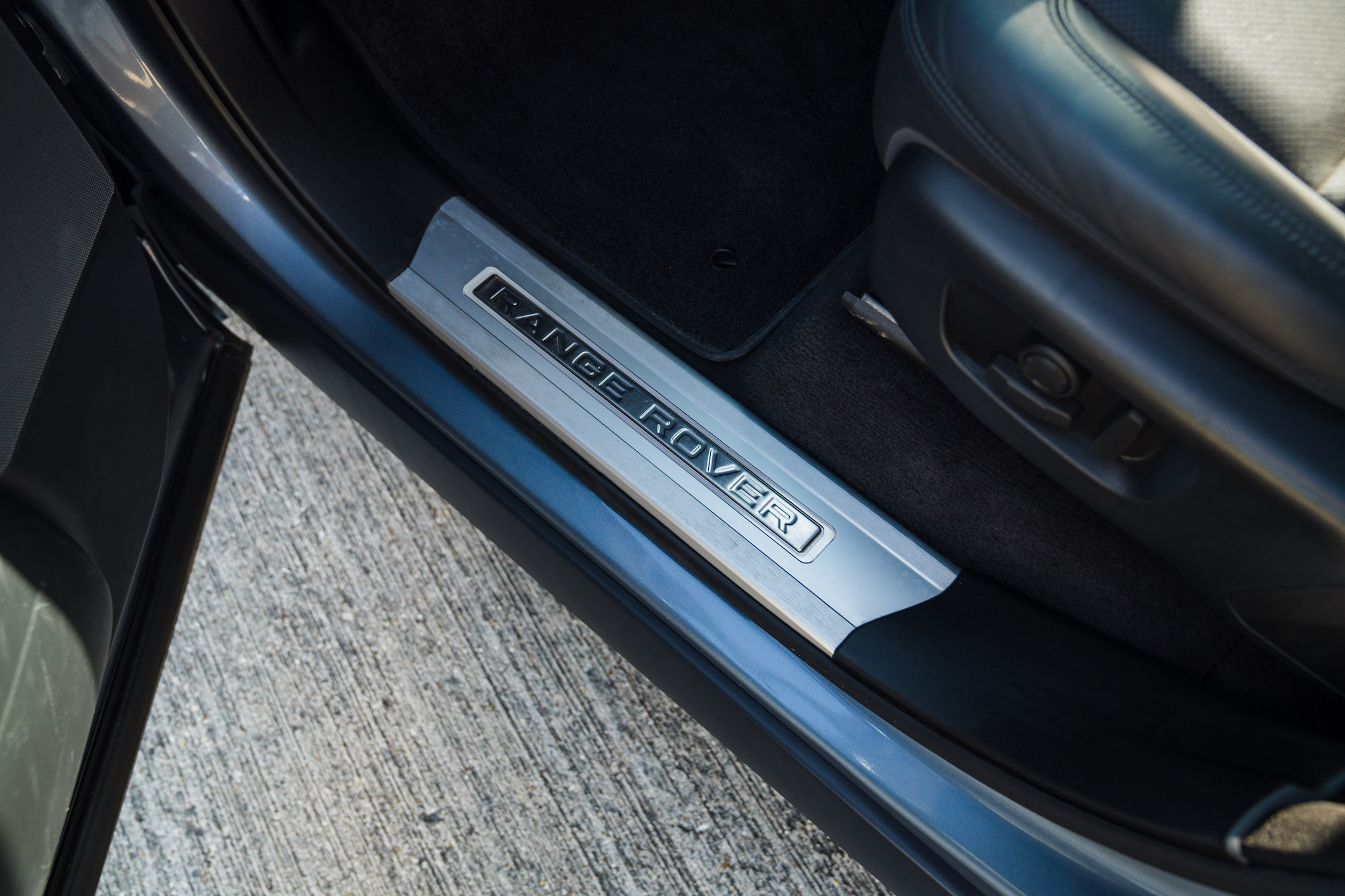 2019 RANGE ROVER SPORT P400E HSE