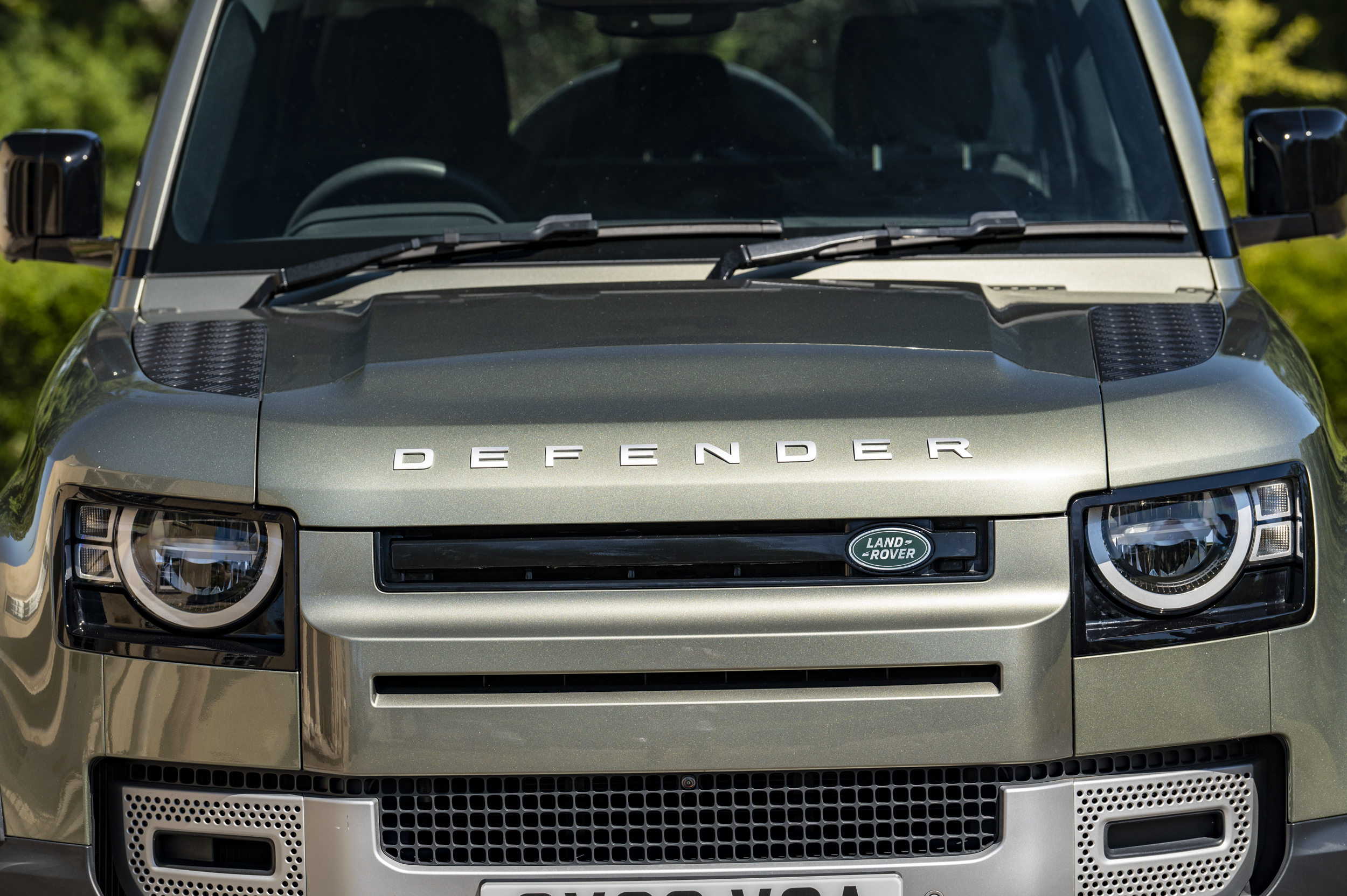 2020 LAND ROVER DEFENDER 110 P300