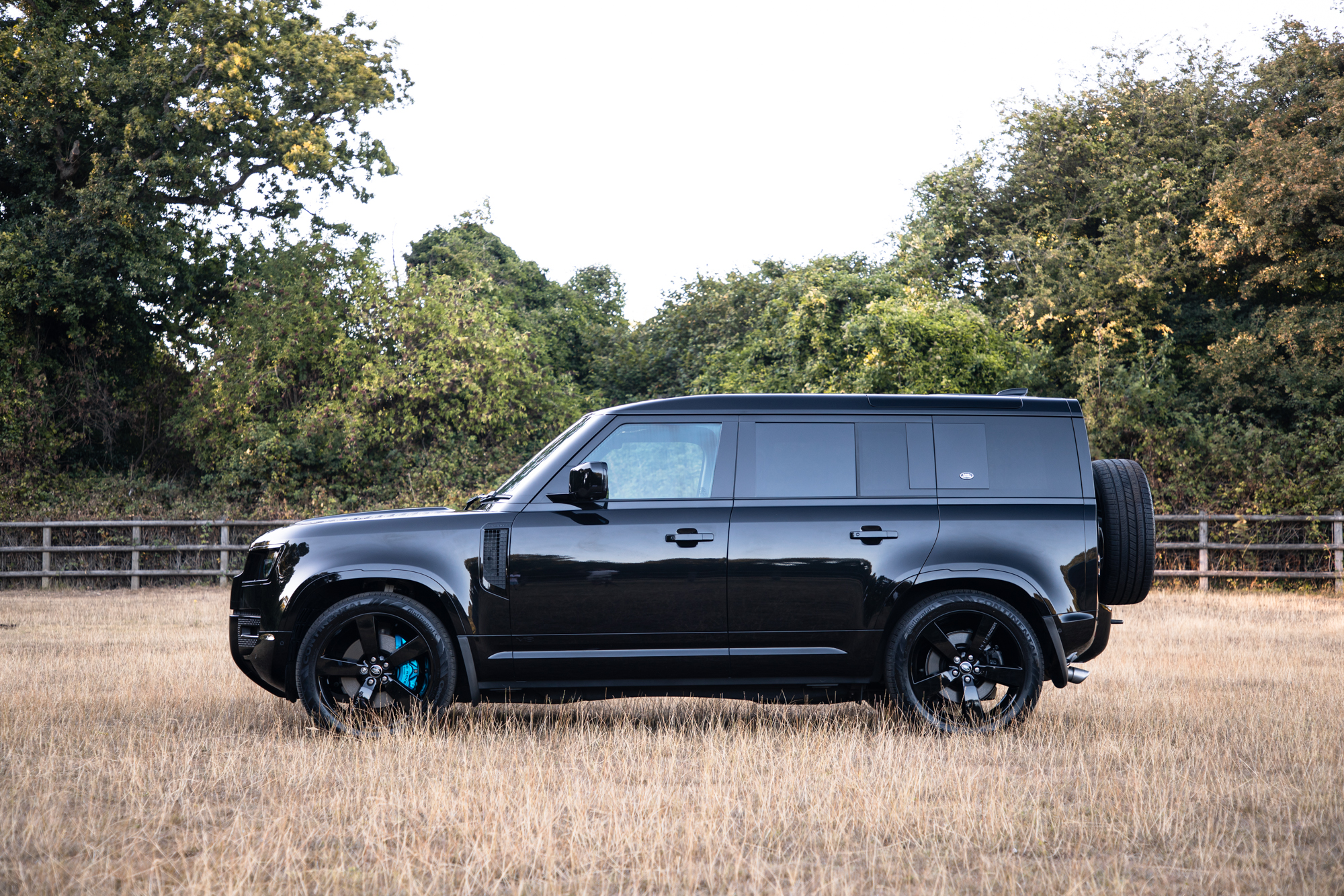 2021 LAND ROVER DEFENDER 110 V8 - BOND EDITION