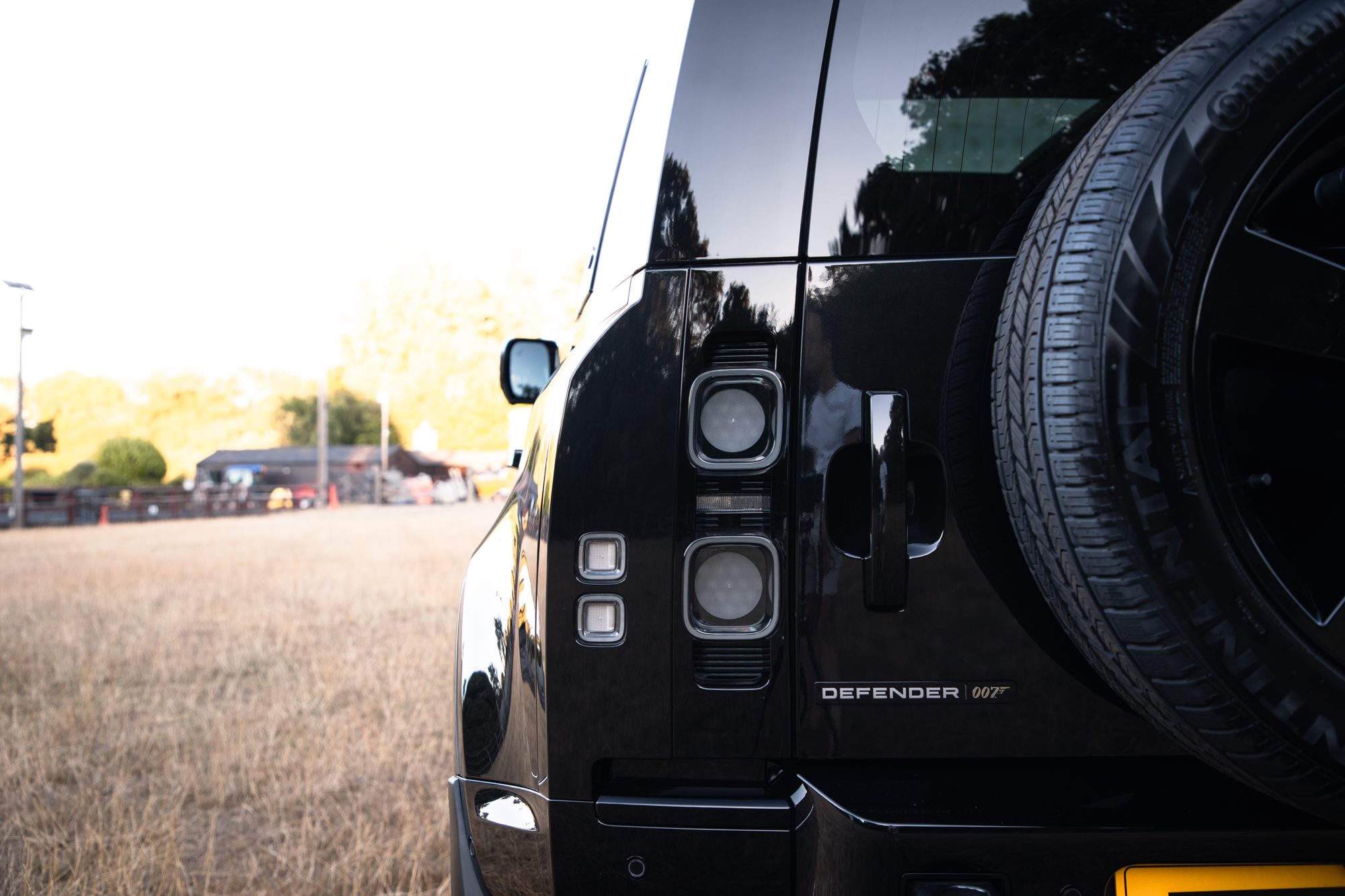 2021 LAND ROVER DEFENDER 110 V8 - BOND EDITION