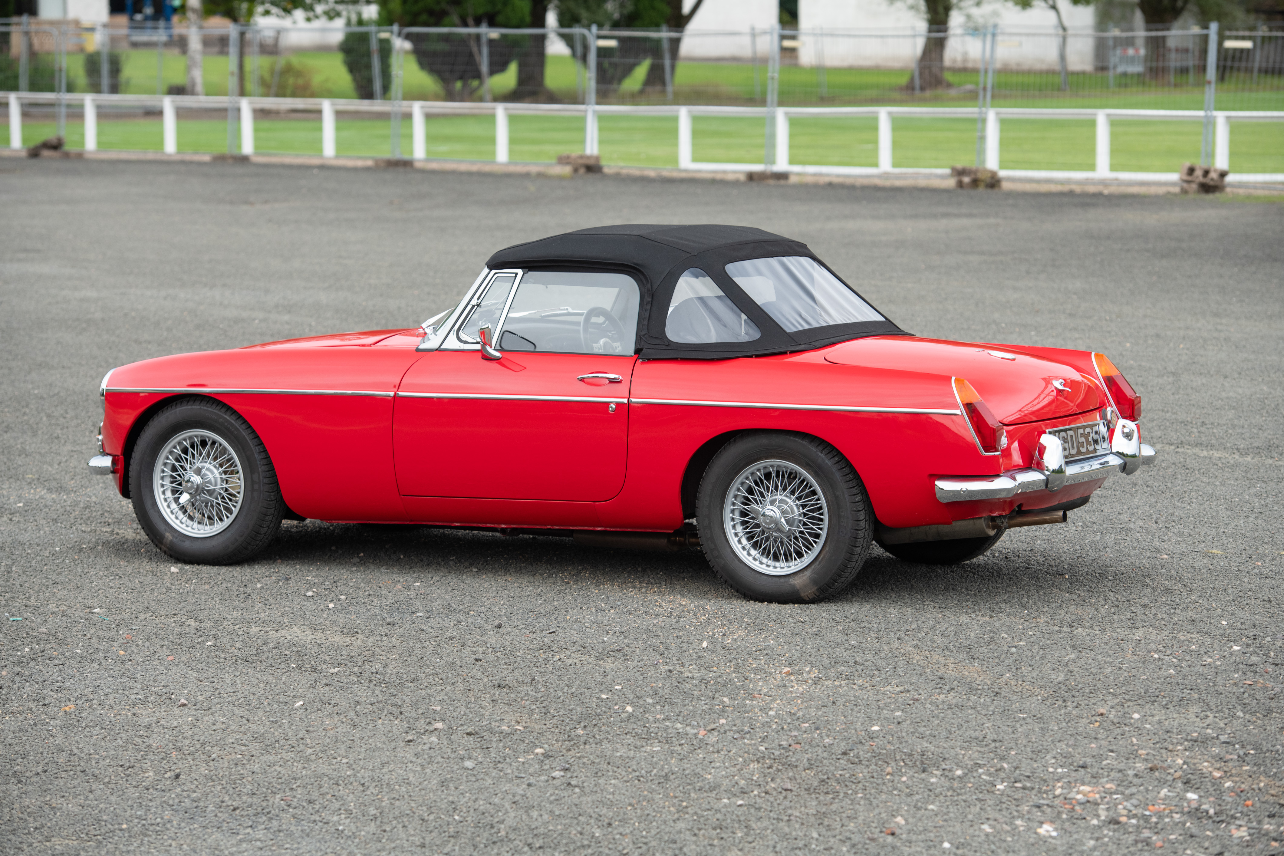 1973 MGB ROADSTER