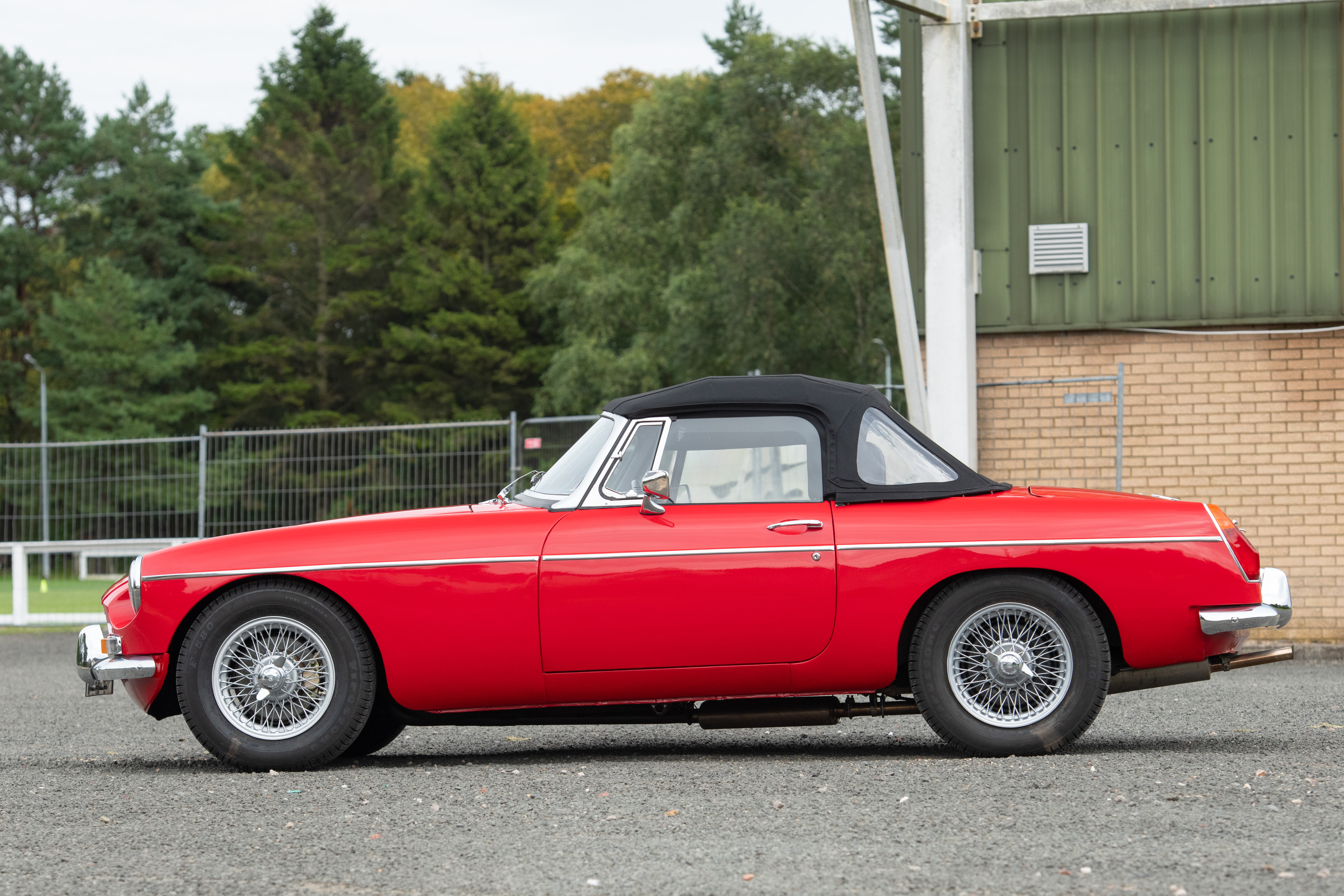 1973 MGB ROADSTER