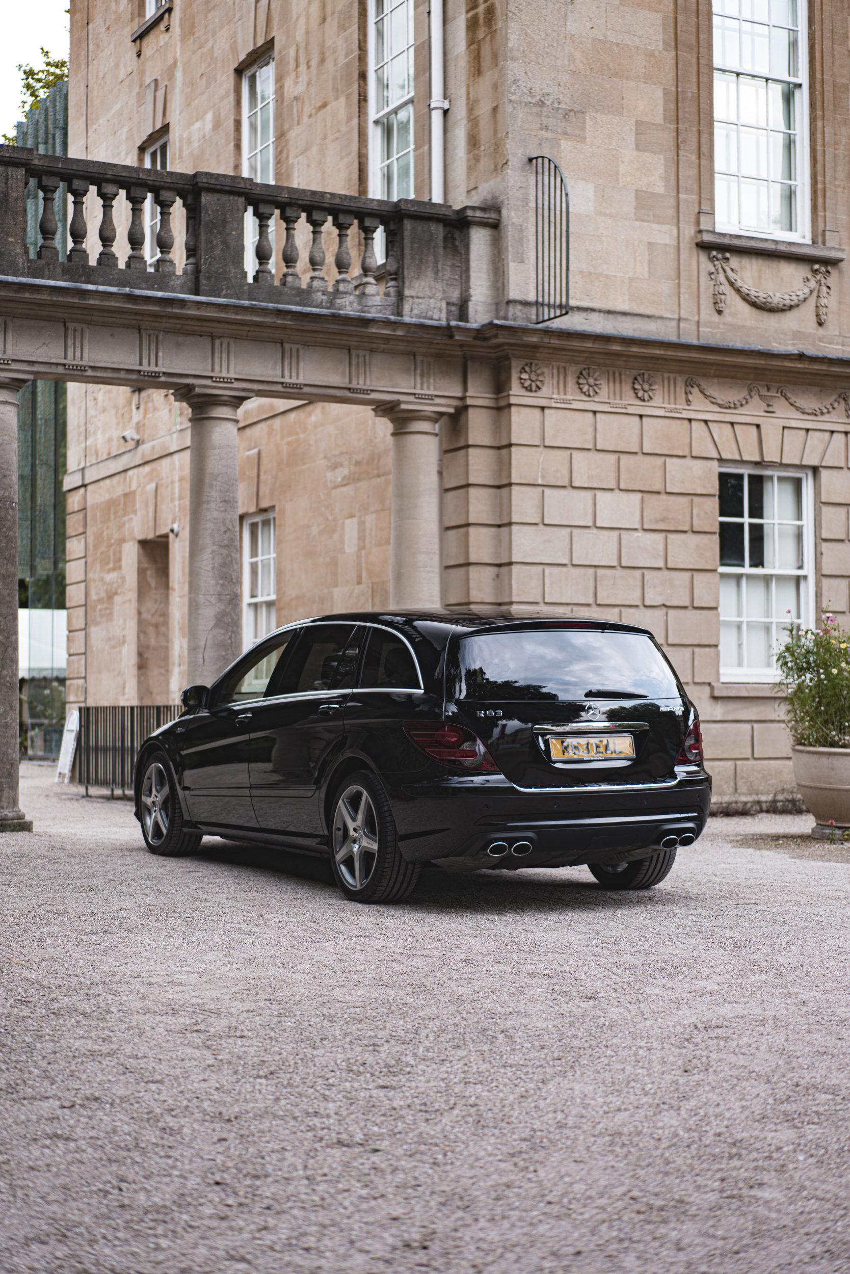 2007 MERCEDES-BENZ R63 AMG