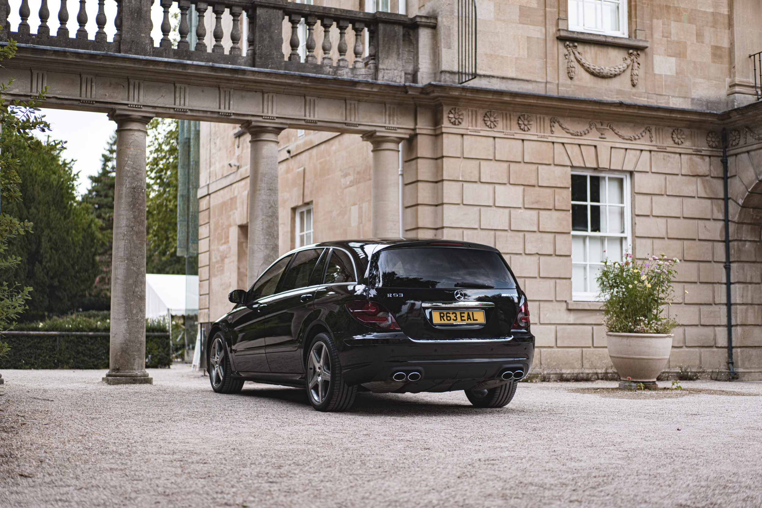 2007 MERCEDES-BENZ R63 AMG