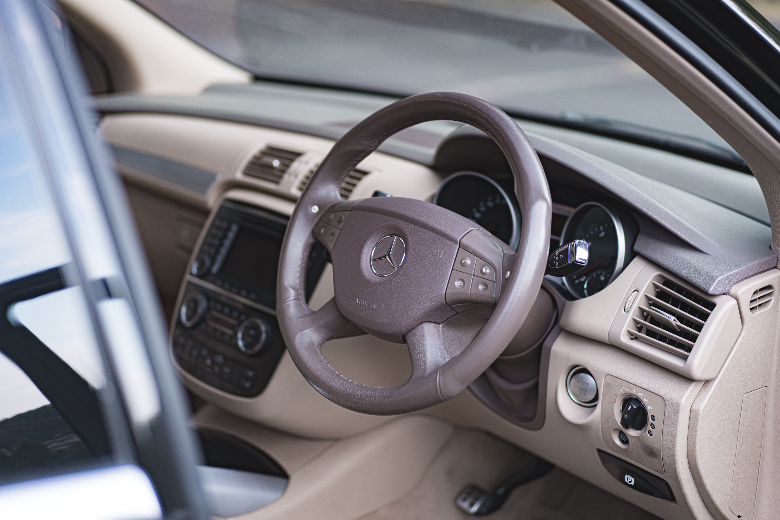 2007 MERCEDES-BENZ R63 AMG