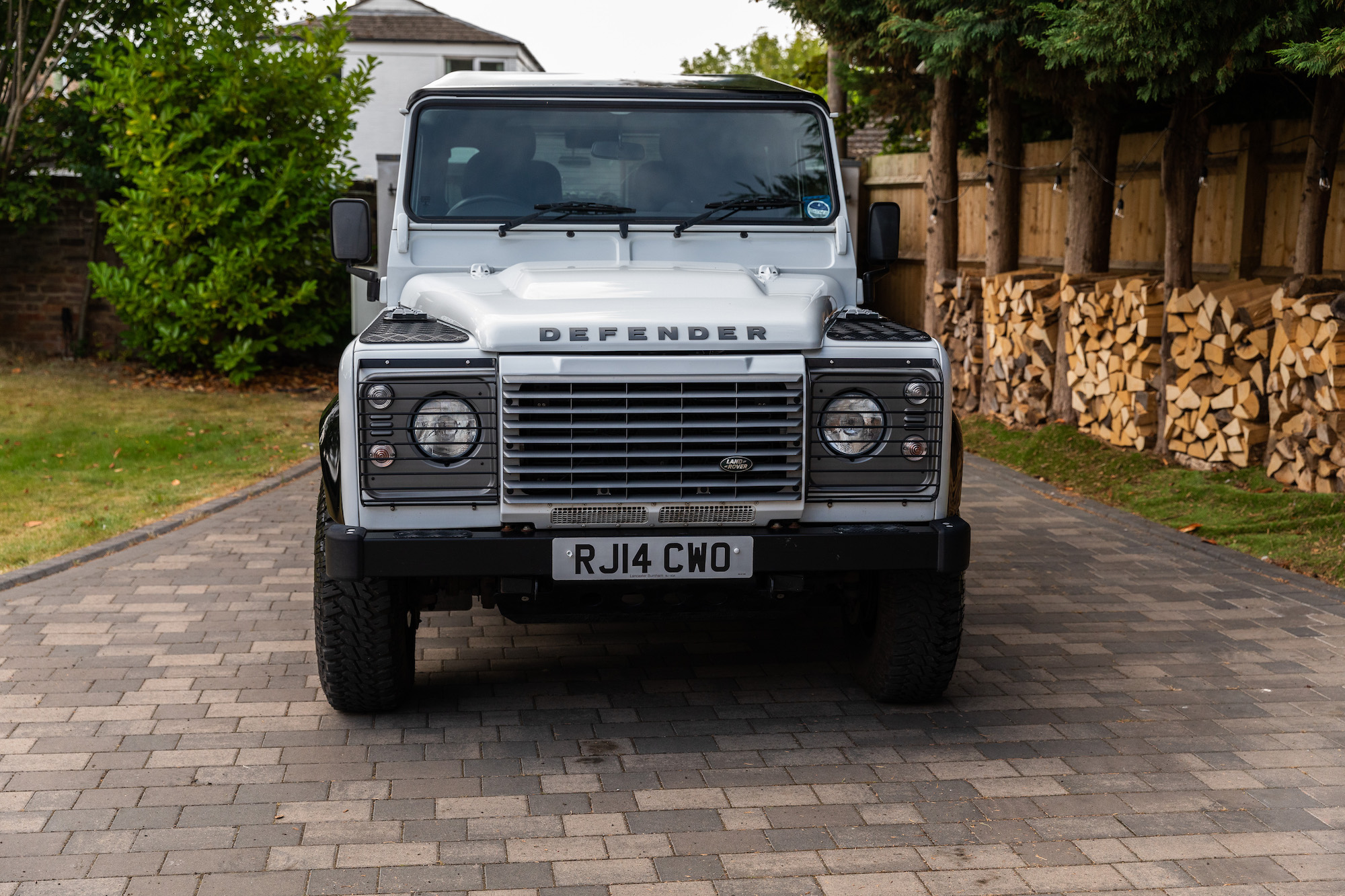 2014 LAND ROVER DEFENDER 90 XS - 11,877 MILES