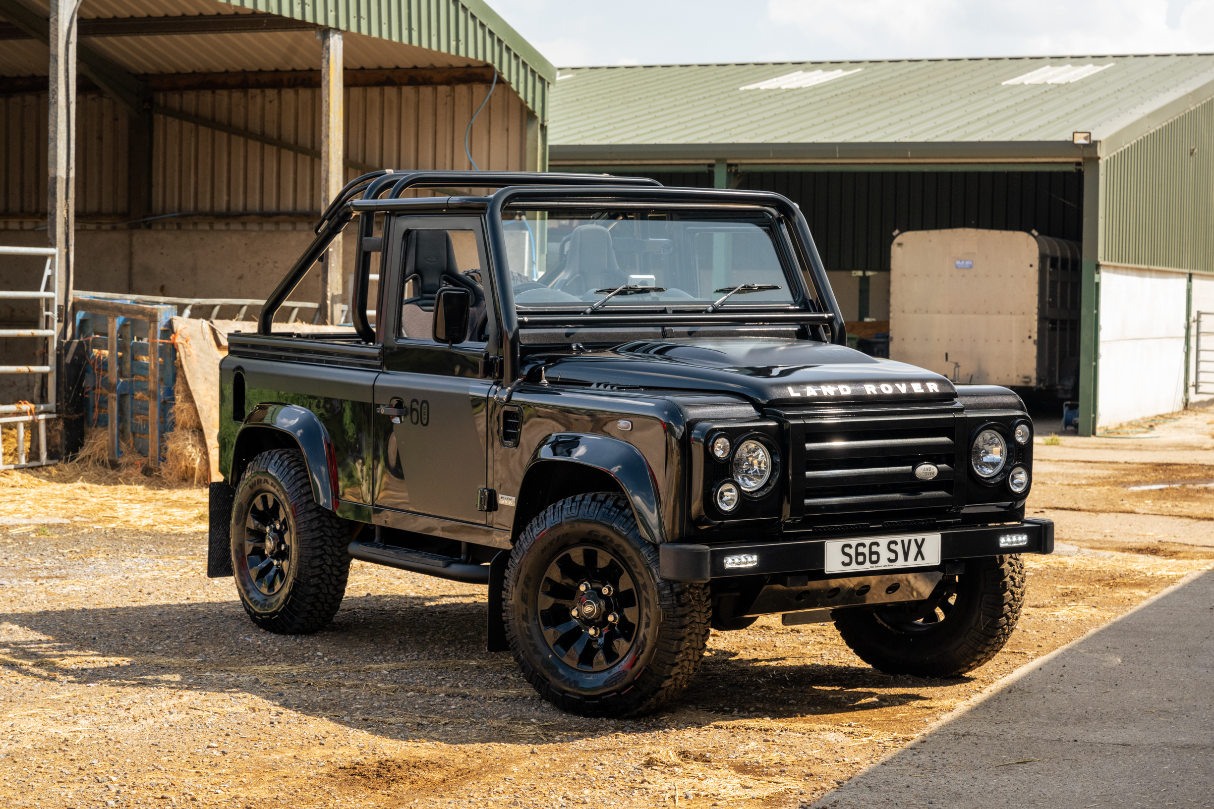 2009 LAND ROVER DEFENDER 90 SVX for sale by auction in Berkshire ...