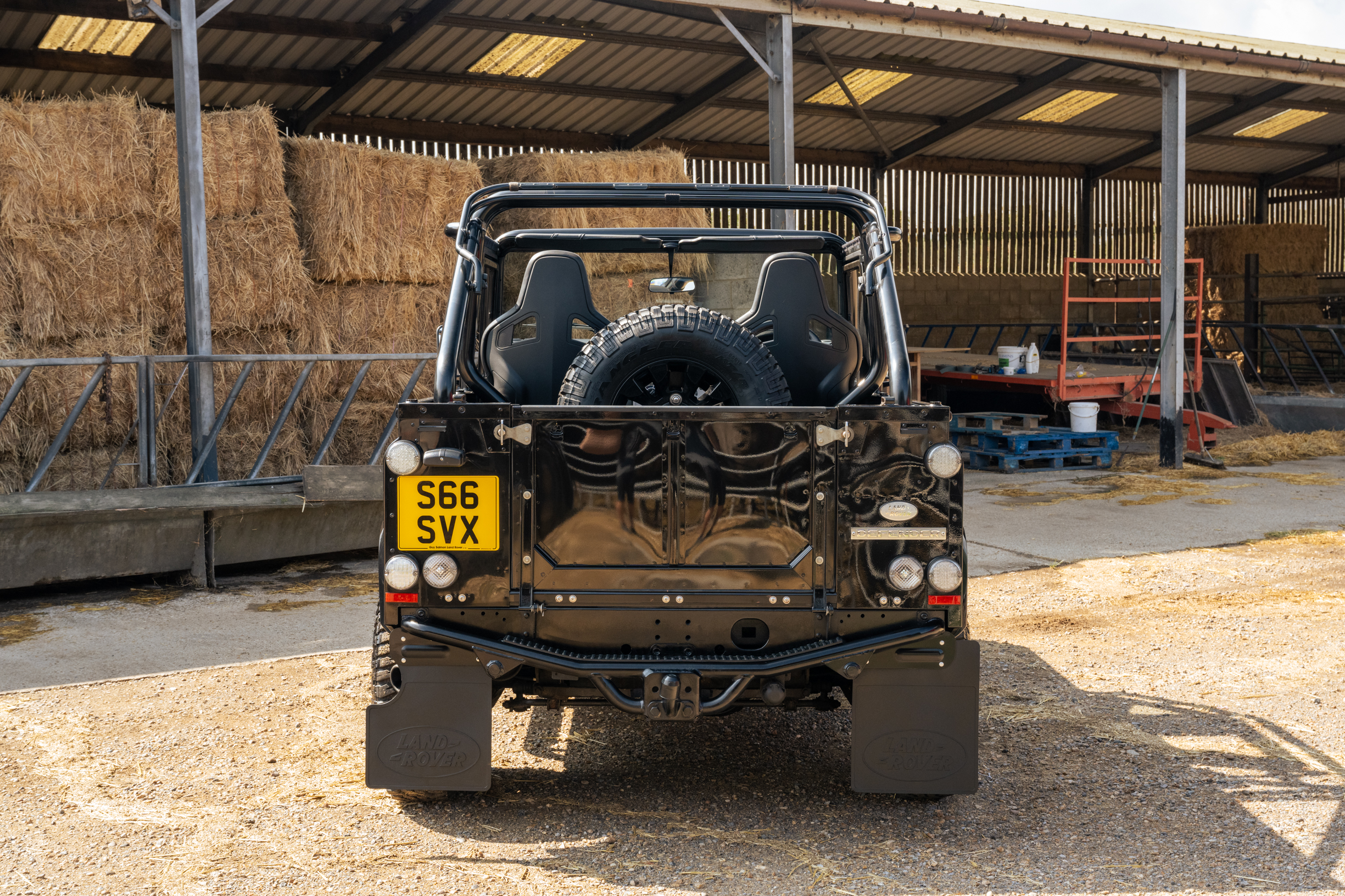 2009 LAND ROVER DEFENDER 90 SVX for sale by auction in Berkshire ...