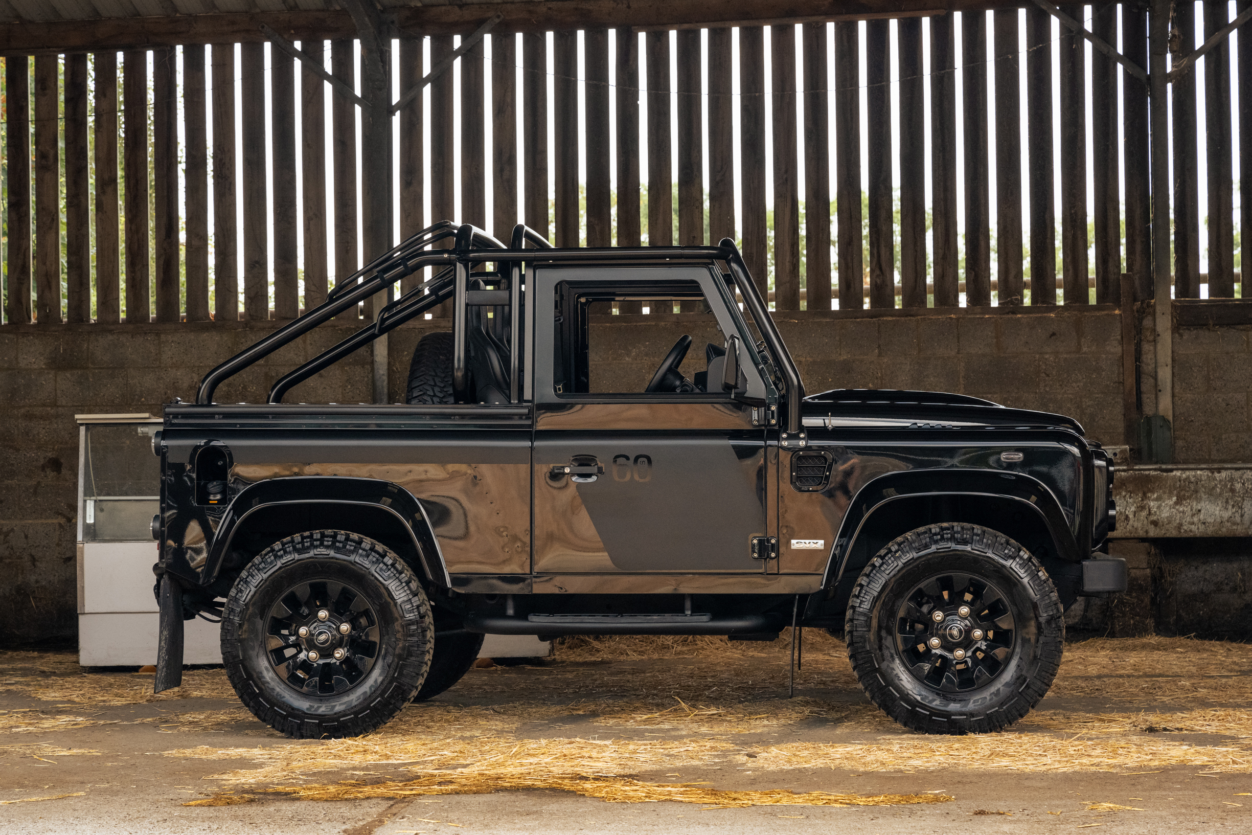 2009 LAND ROVER DEFENDER 90 SVX for sale by auction in Berkshire ...