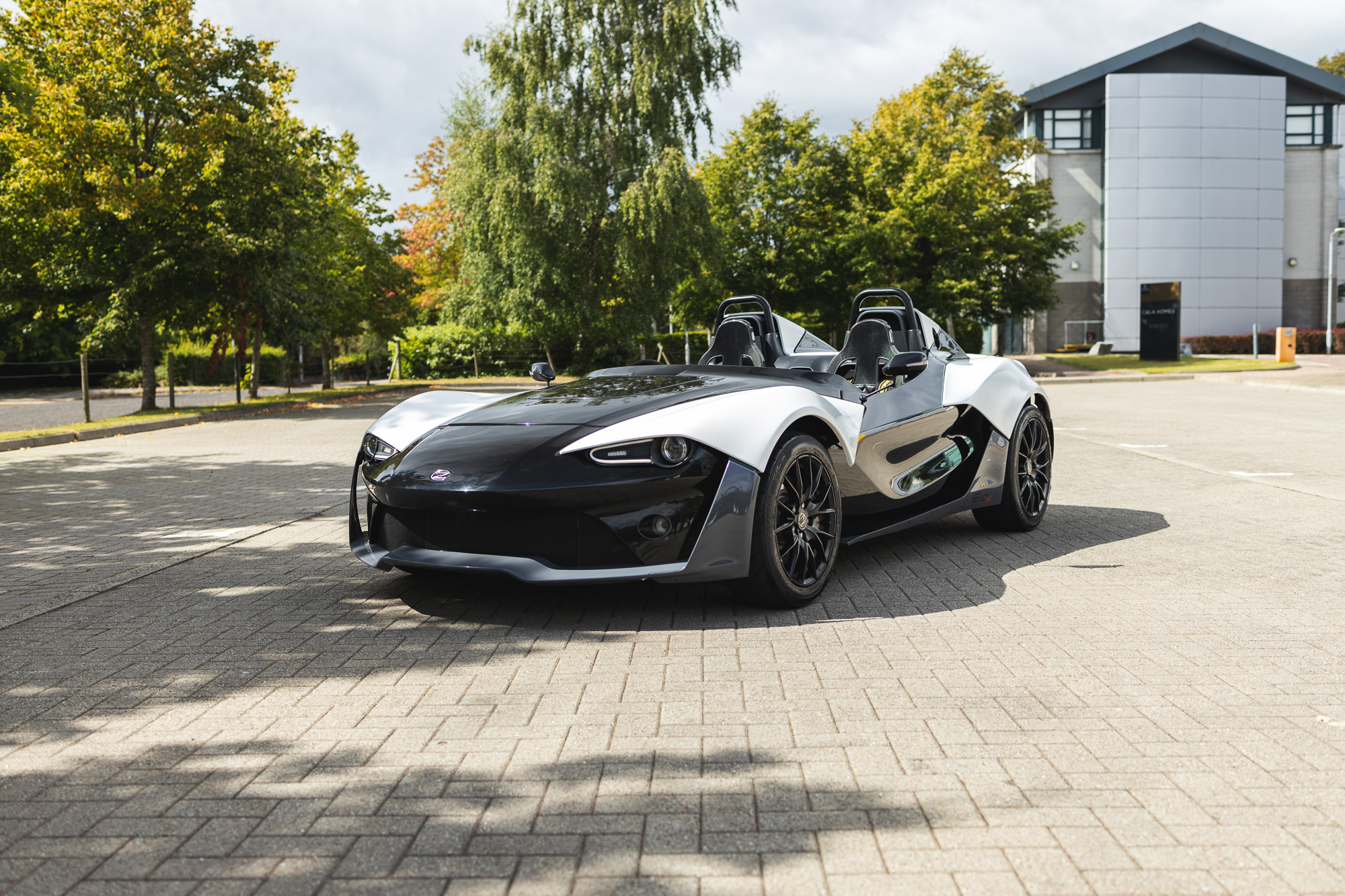 2015 ZENOS E10S