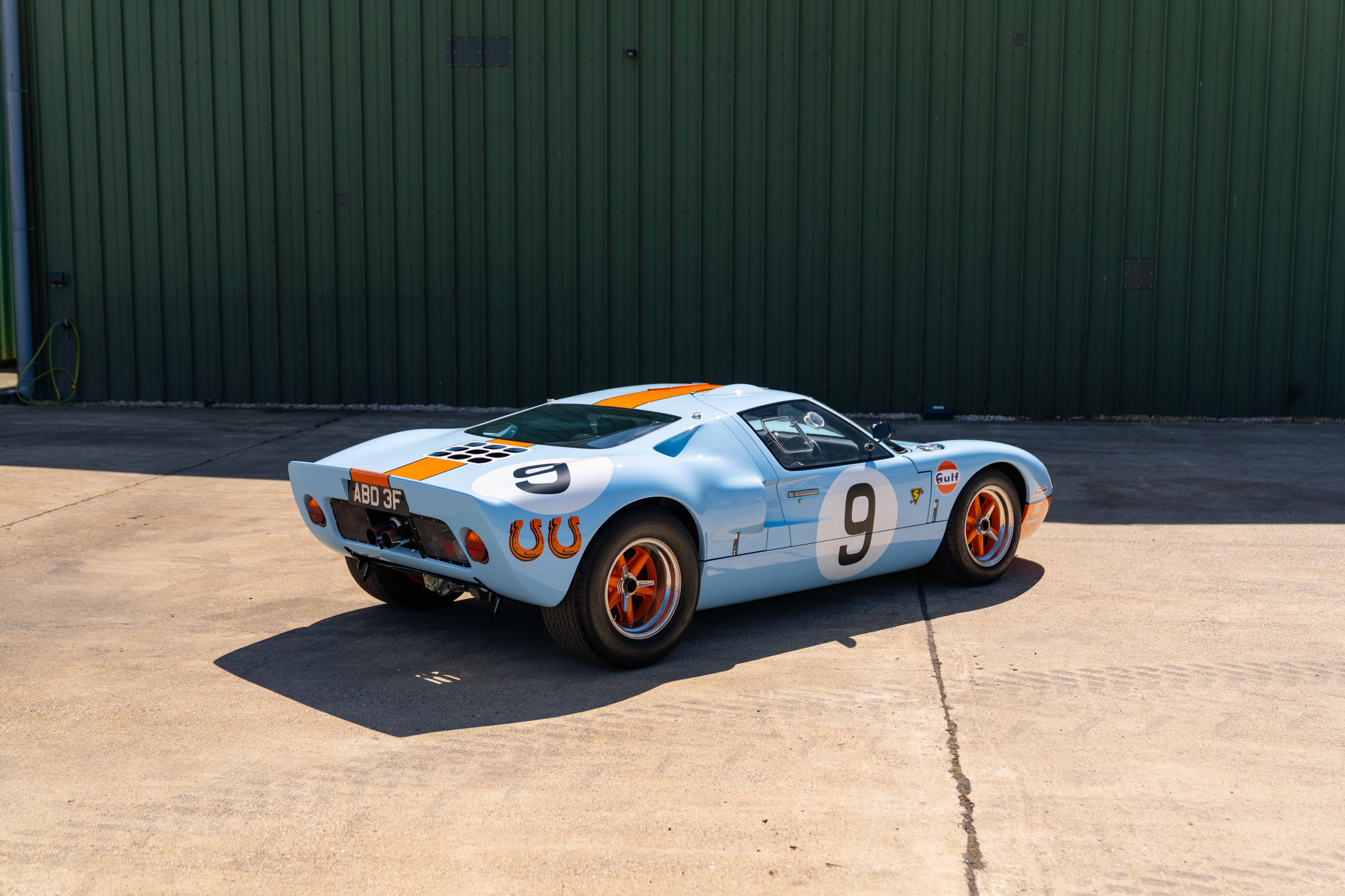 2020 FORD GT40 CONTINUATION BY SUPERFORMANCE - 570 MILES