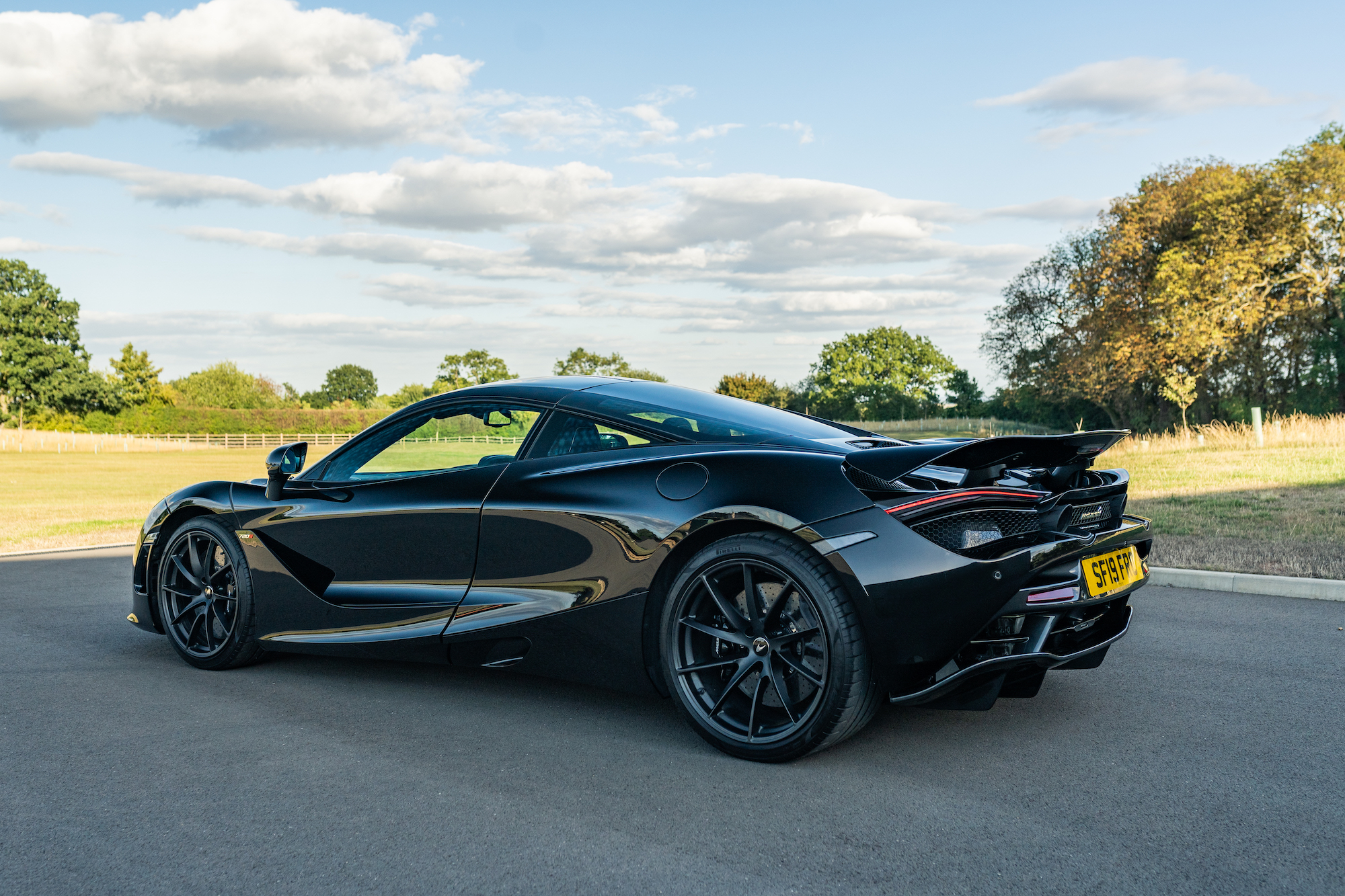 2019 MCLAREN 720S - PERFORMANCE