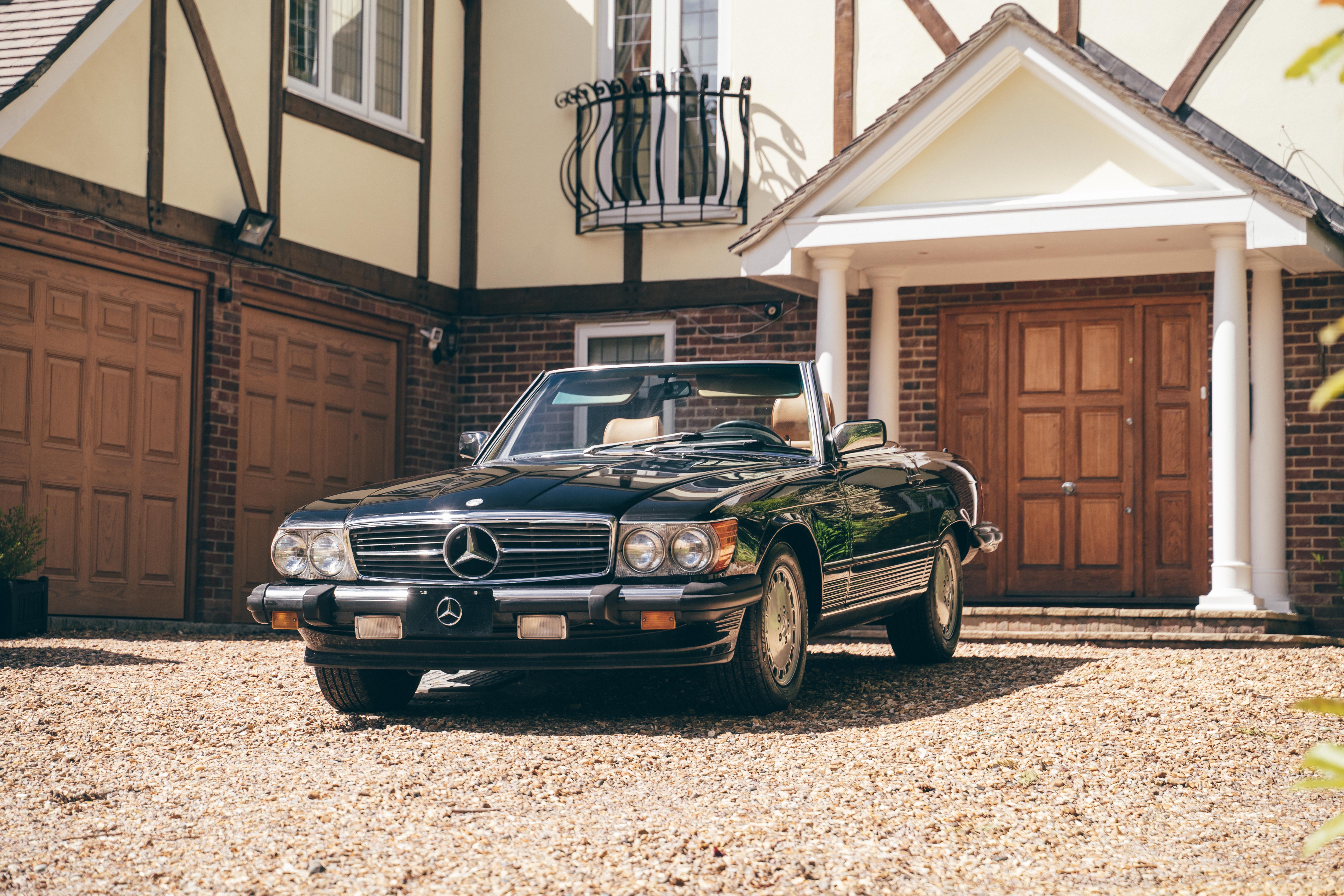 1987 MERCEDES-BENZ (R107) 560 SL