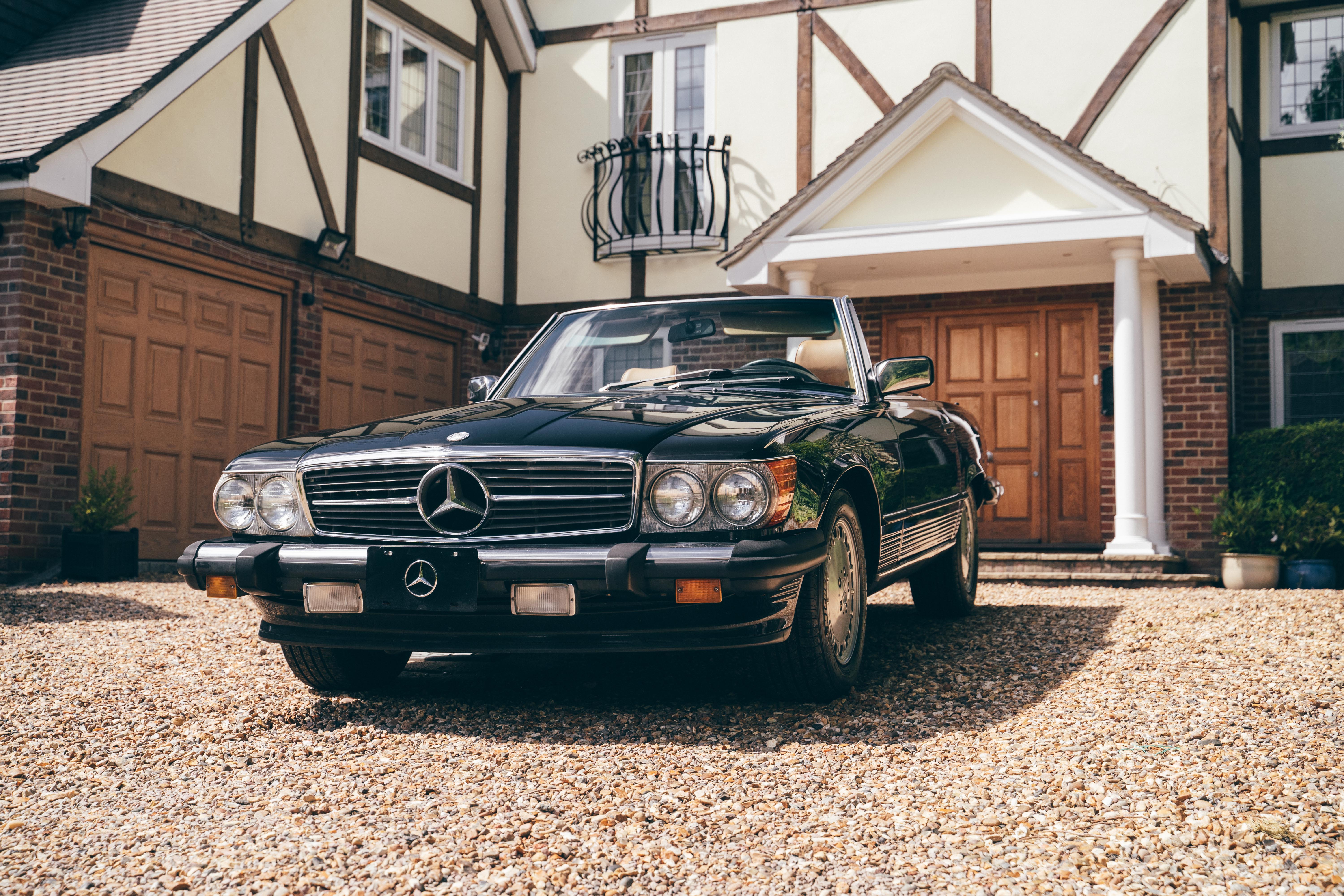 1987 MERCEDES-BENZ (R107) 560 SL